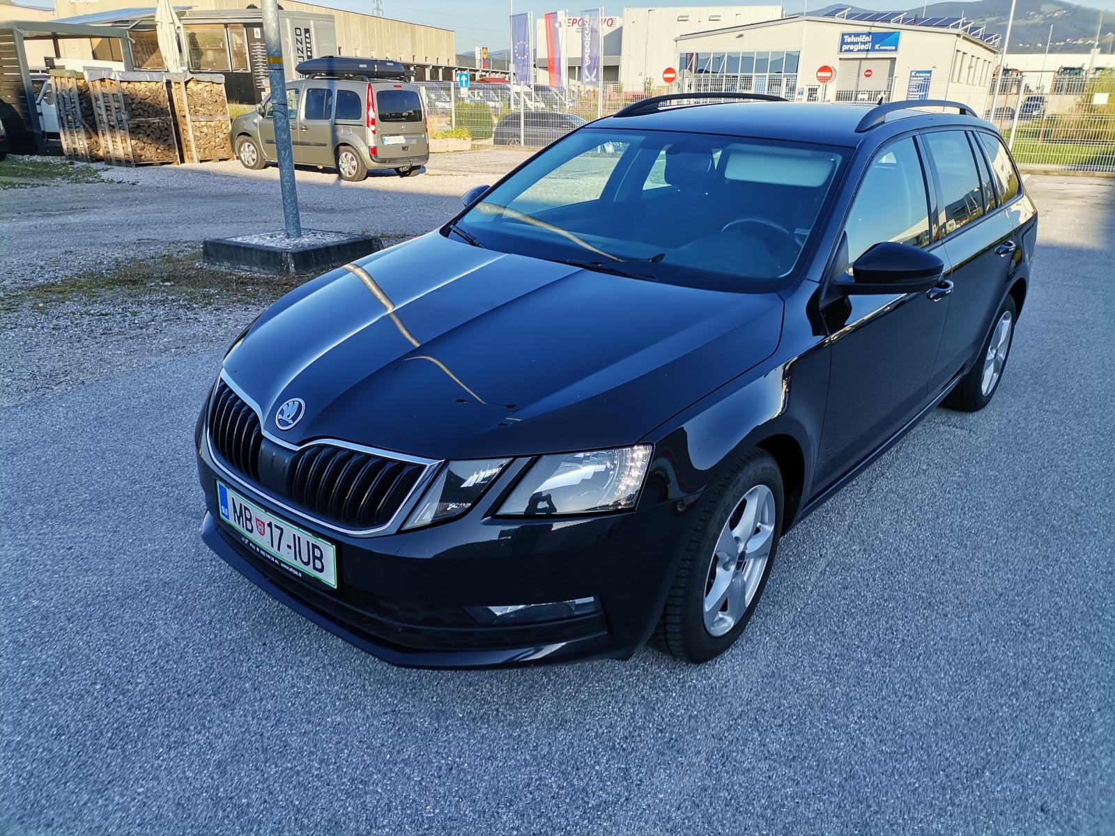 Škoda Octavia Karavan_najem_rent a car, 2019 l.