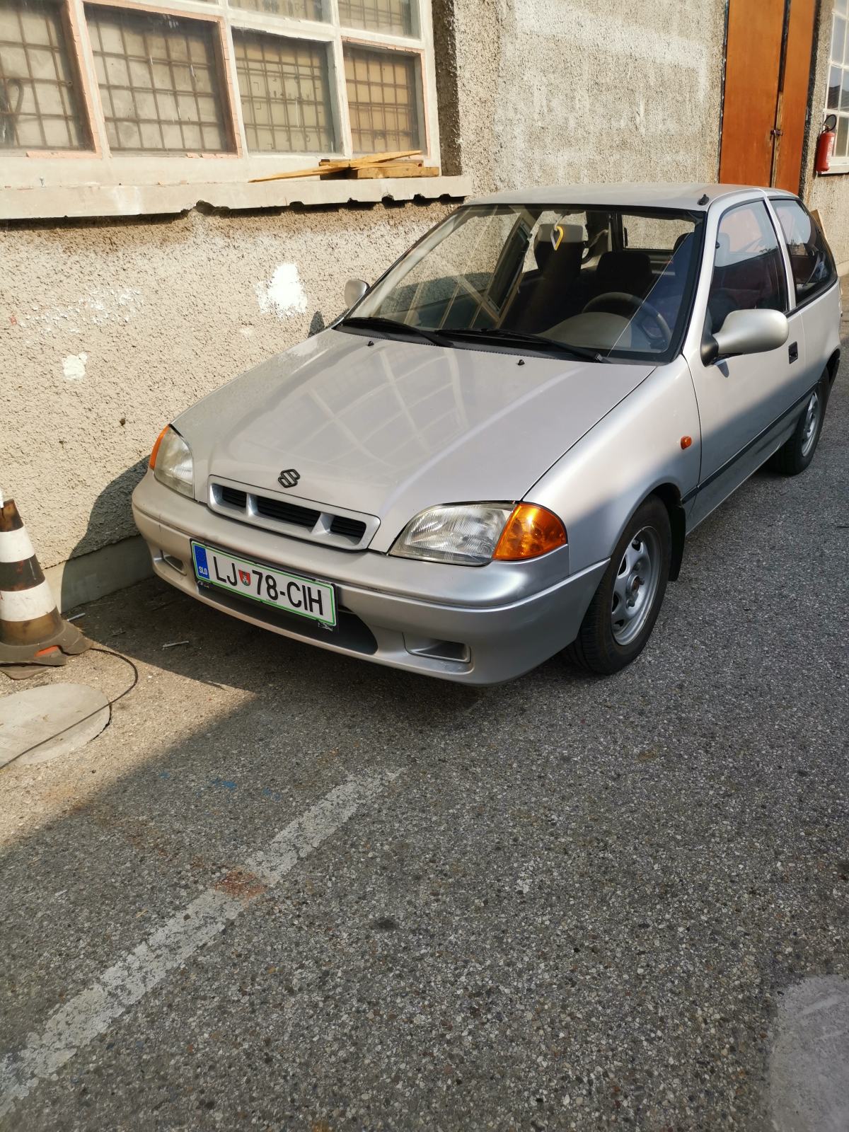 Suzuki Swift SUZUKI SWIFT AWD, 2000 l.