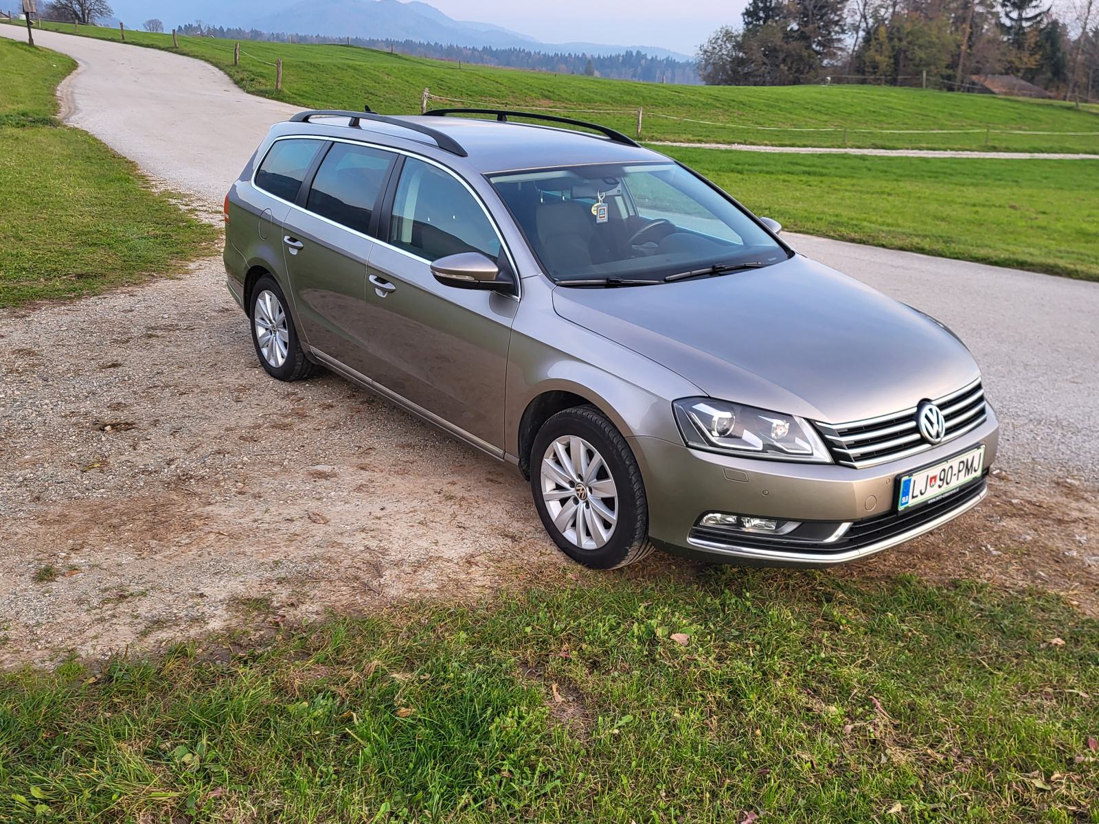 VW Passat karavan avtomatik + 50% nižji stroški goriva, 2014 l.