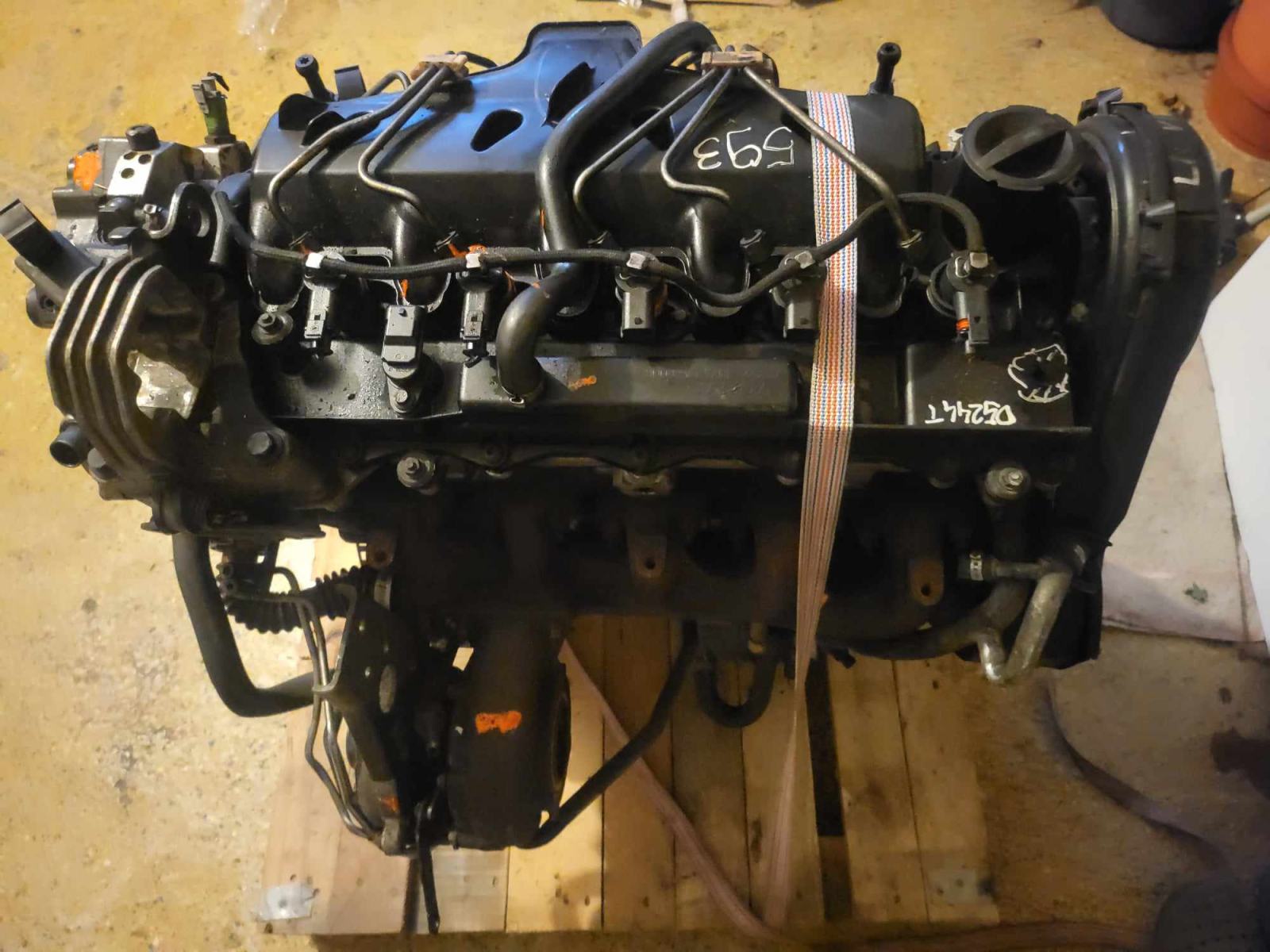 Motor VOLVO 2.4DIESEL D5244T4 D5244T2