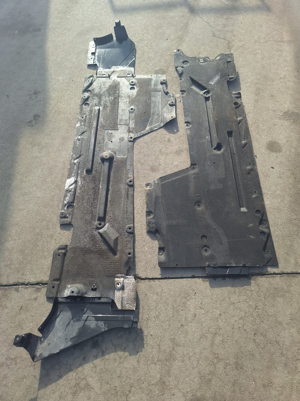 BMW 1 F20 2014 zaščitne plastike podvozja 51757241838