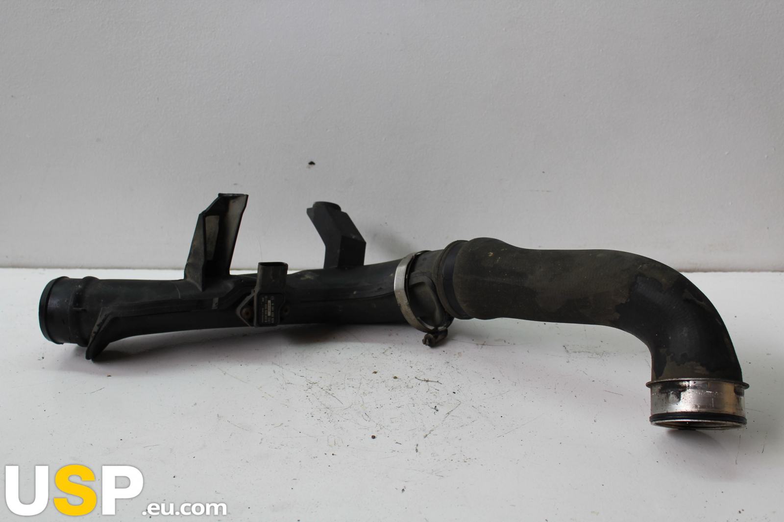 CEV INTERKULERJA VW PASSAT CC 2009