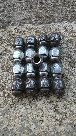 MATIC ZA PLATIŠČA M12 navoj 1,25