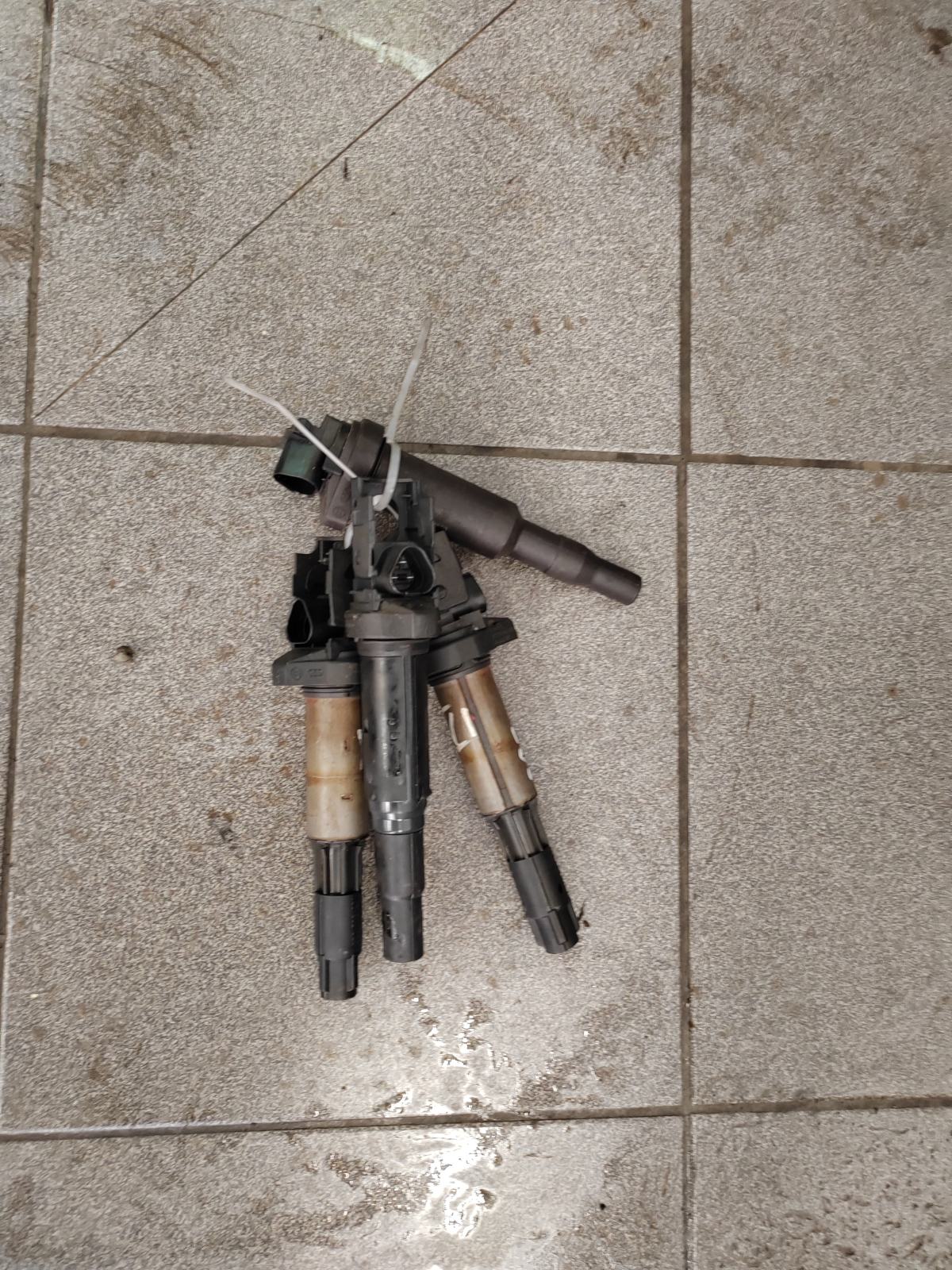 Peugeot 207 1.6 16v thp vžigalna tuljava cinspula cinspule