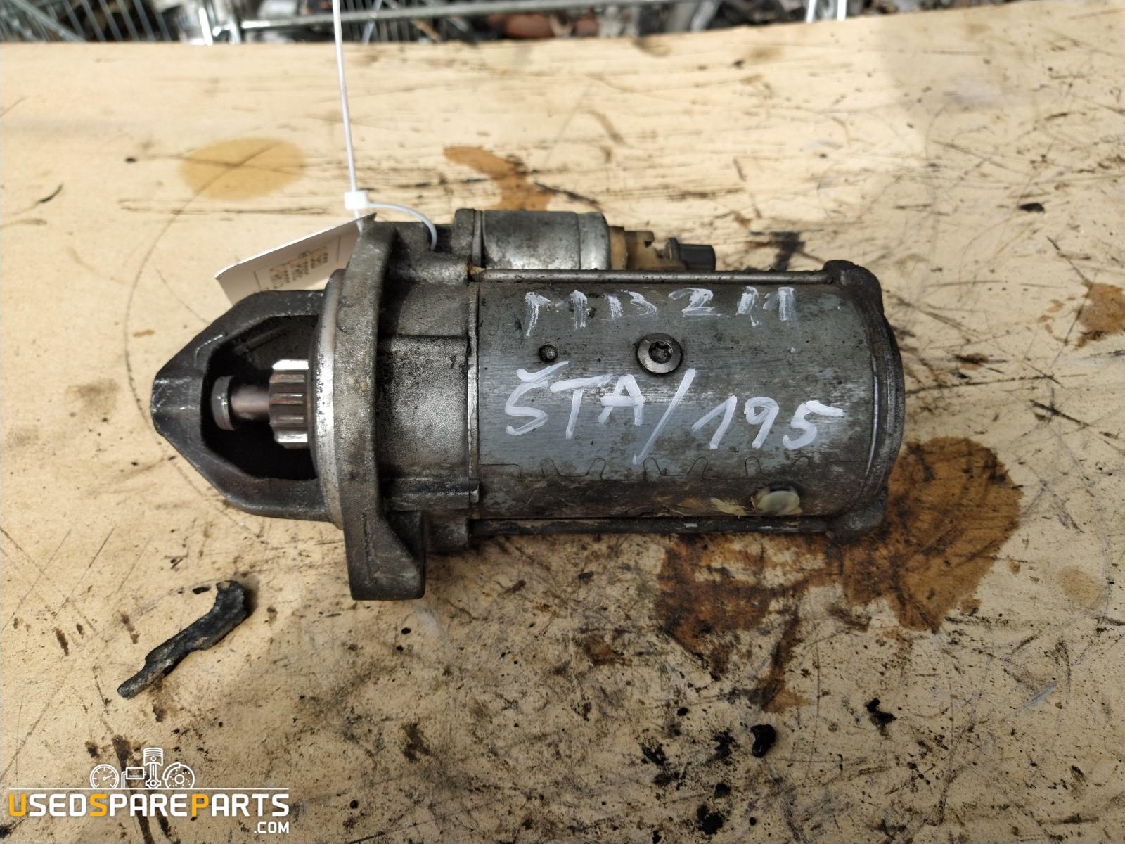 ZAGANJAČ MOTORJA MERCEDES E-CLASS W211