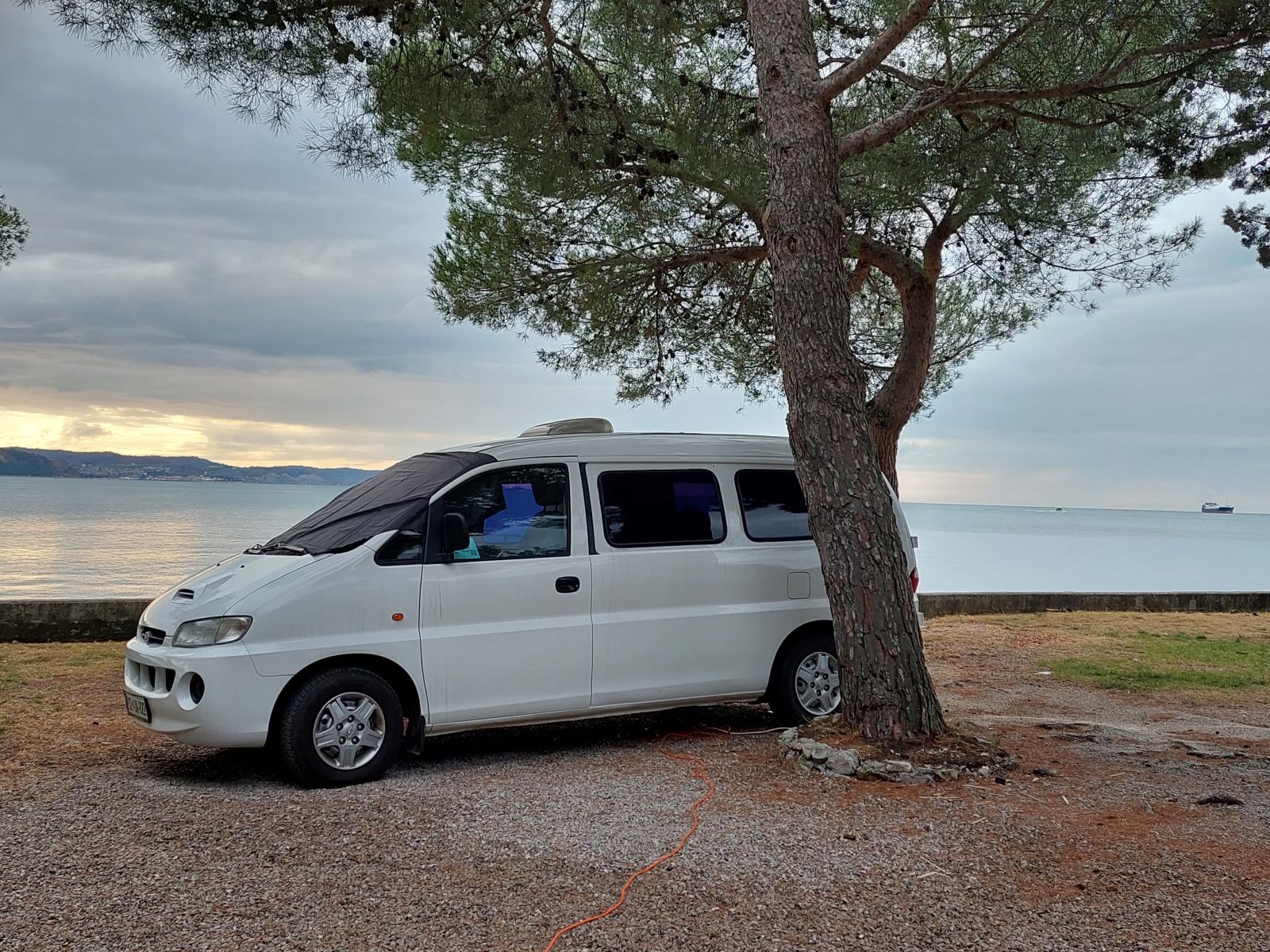 Prodam avtodom HYUNDAI H1
