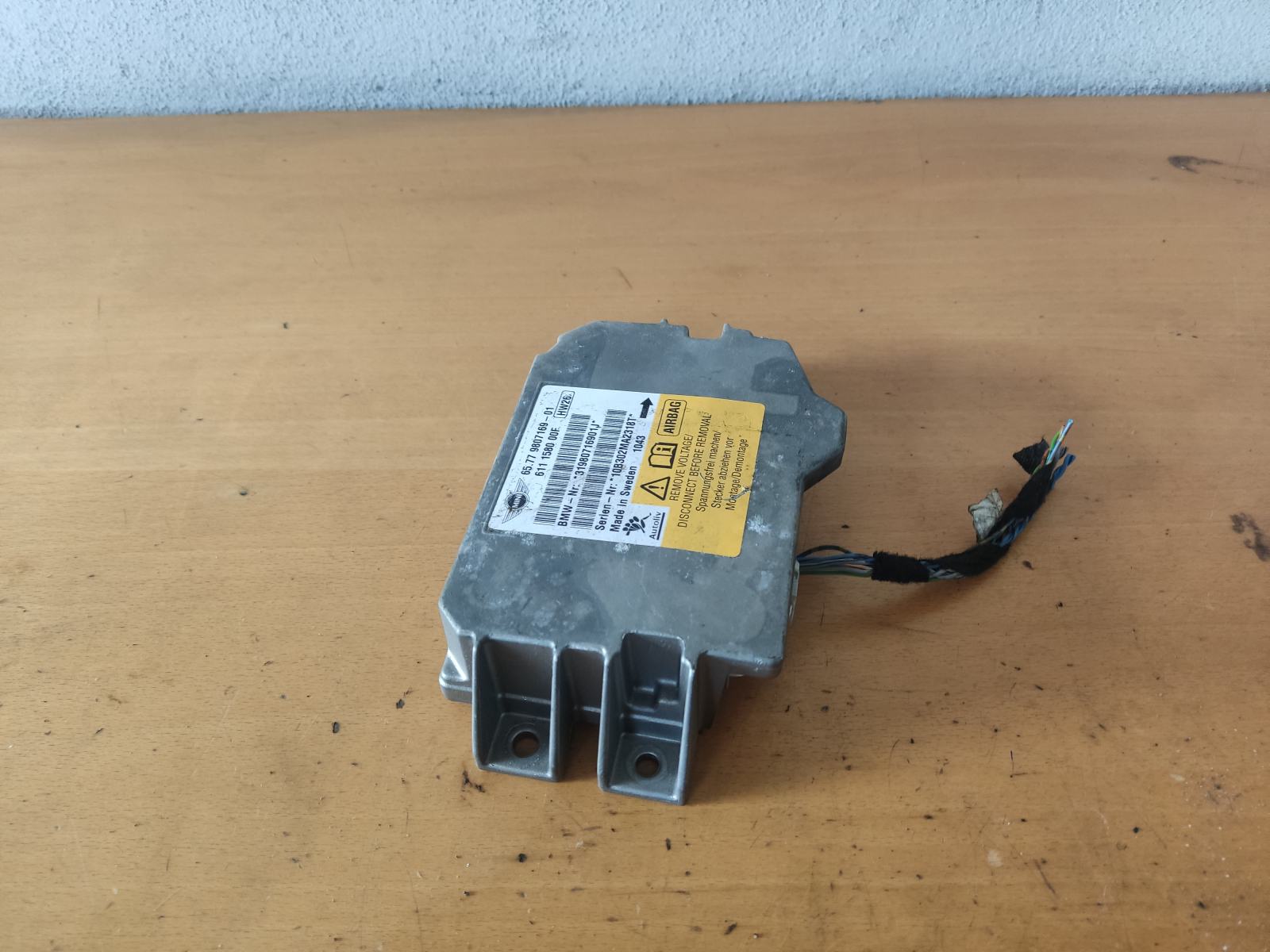 Mini cooper one airbag računalnik modul 06-