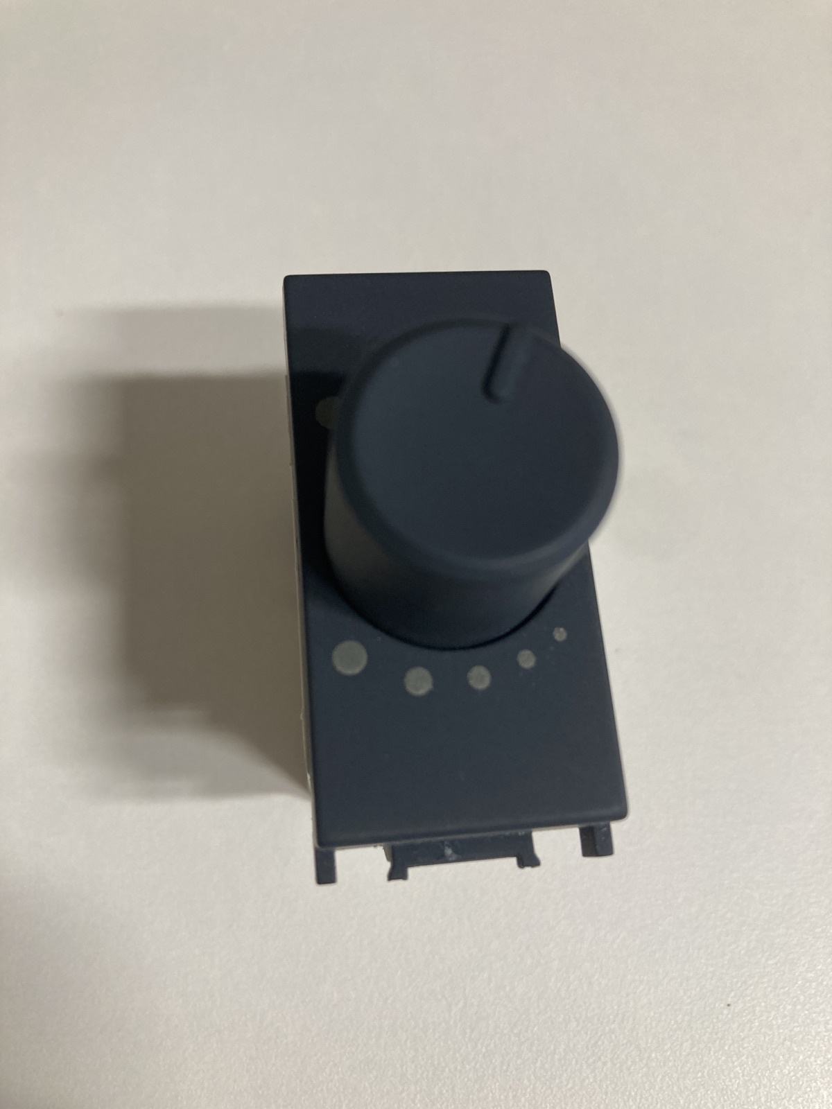 Tem modul zatemnilnik (dimmer) rotacijski led 0-60W
