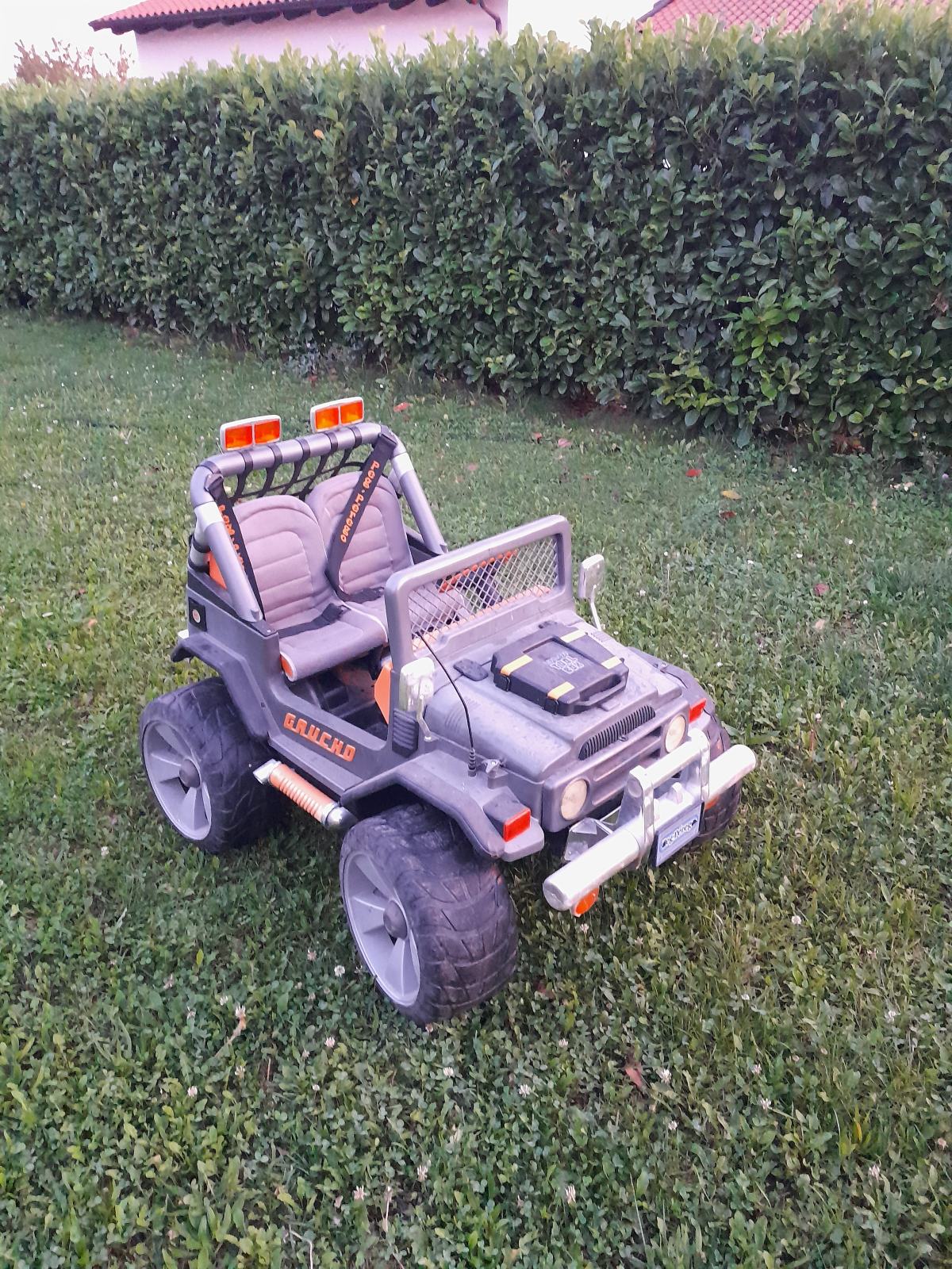 Avto Peg Perego Gaucho 24V