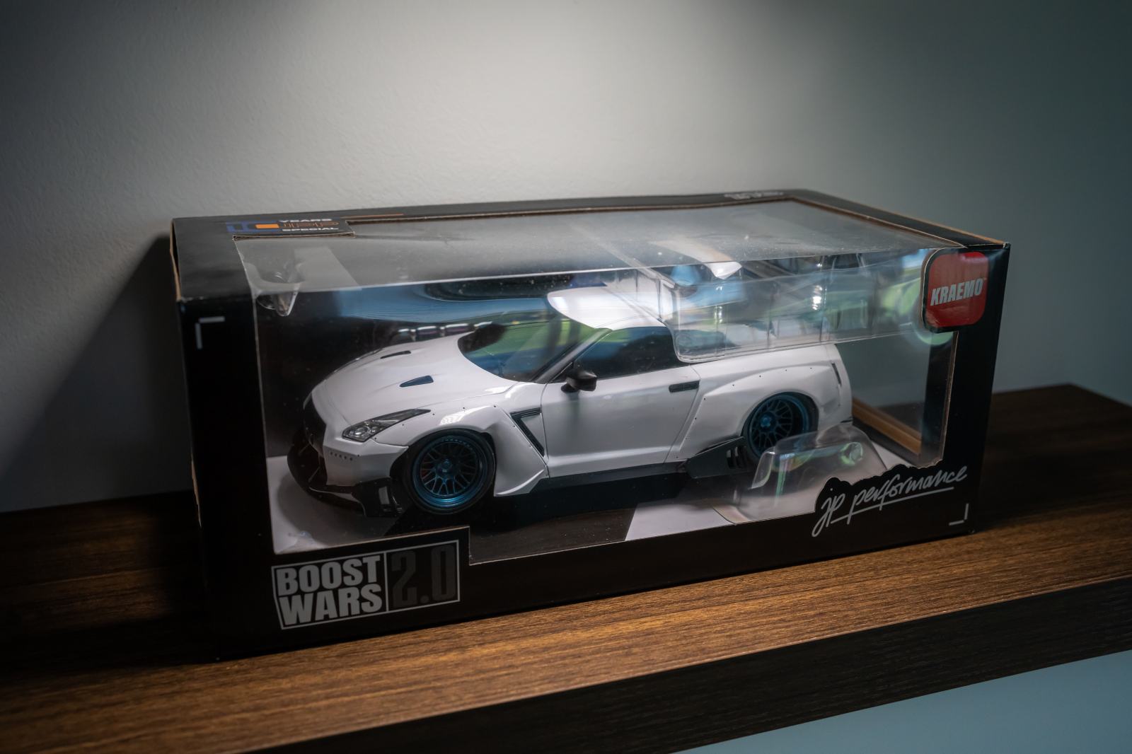 1:18 KRAEMO (JP Performance) Nissan GTR r35 - Boost wars