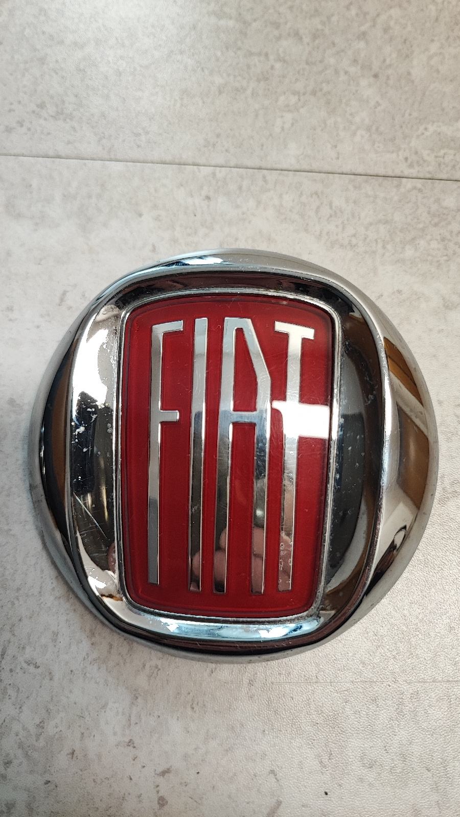 Fiat emblem