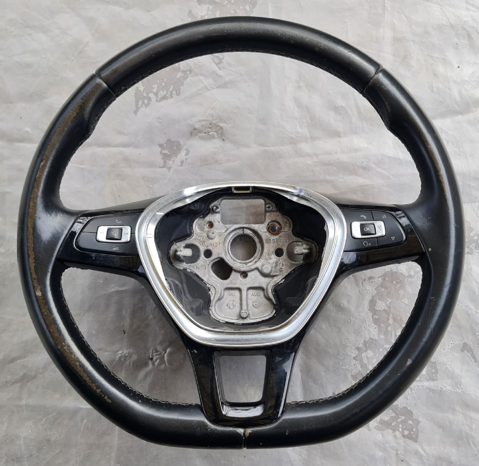 VW volan multifunkcijski 5G041909DF