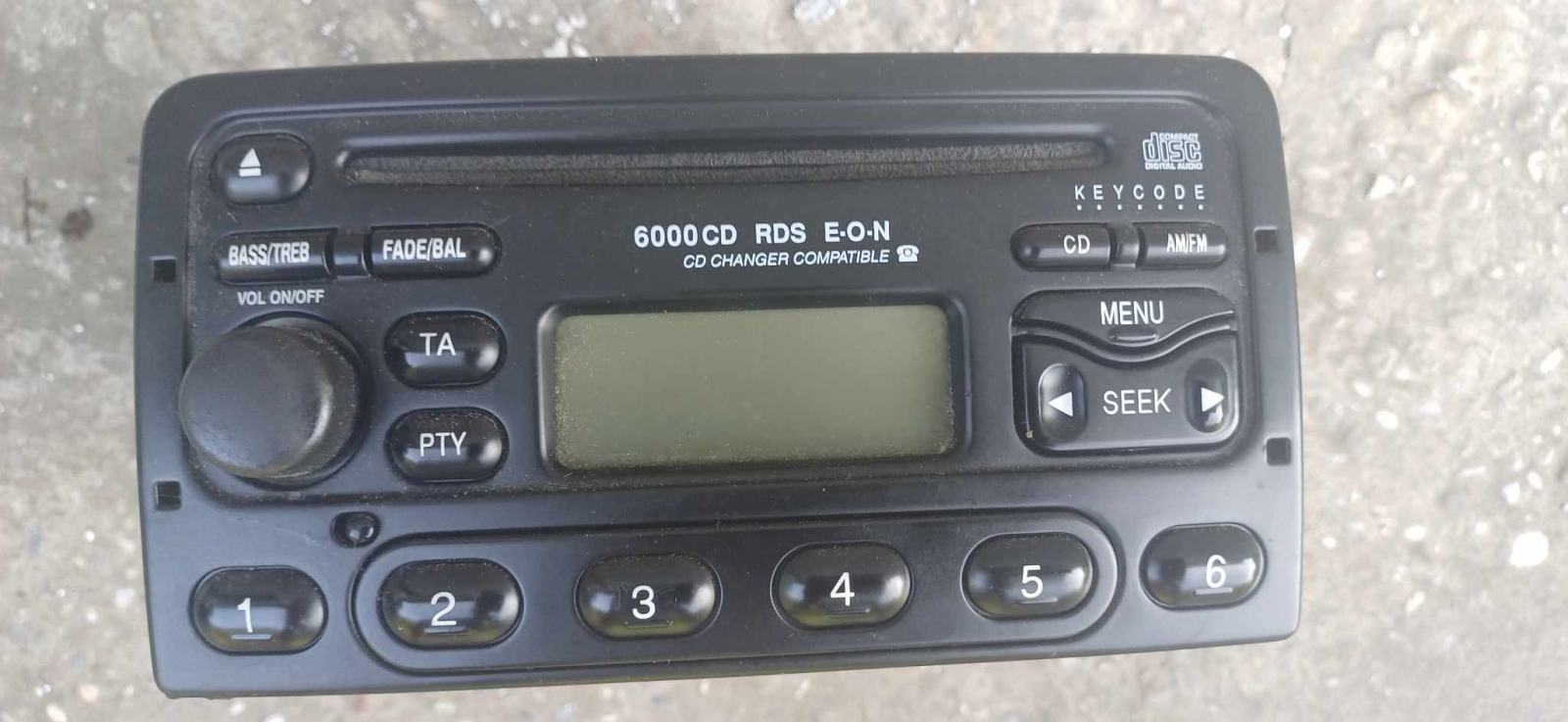 FORD 6000CD original avtoradio