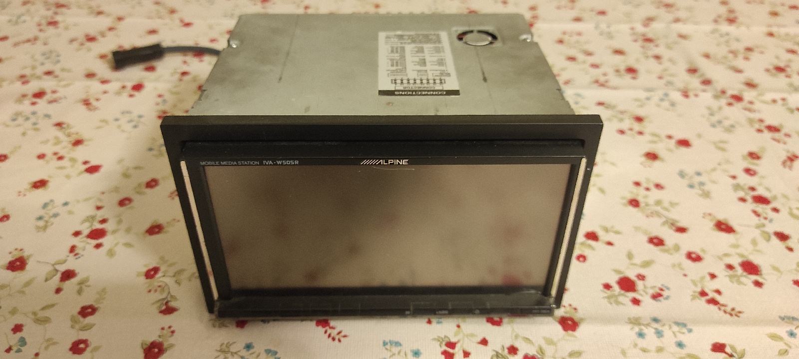 Alpine IVA-W505R