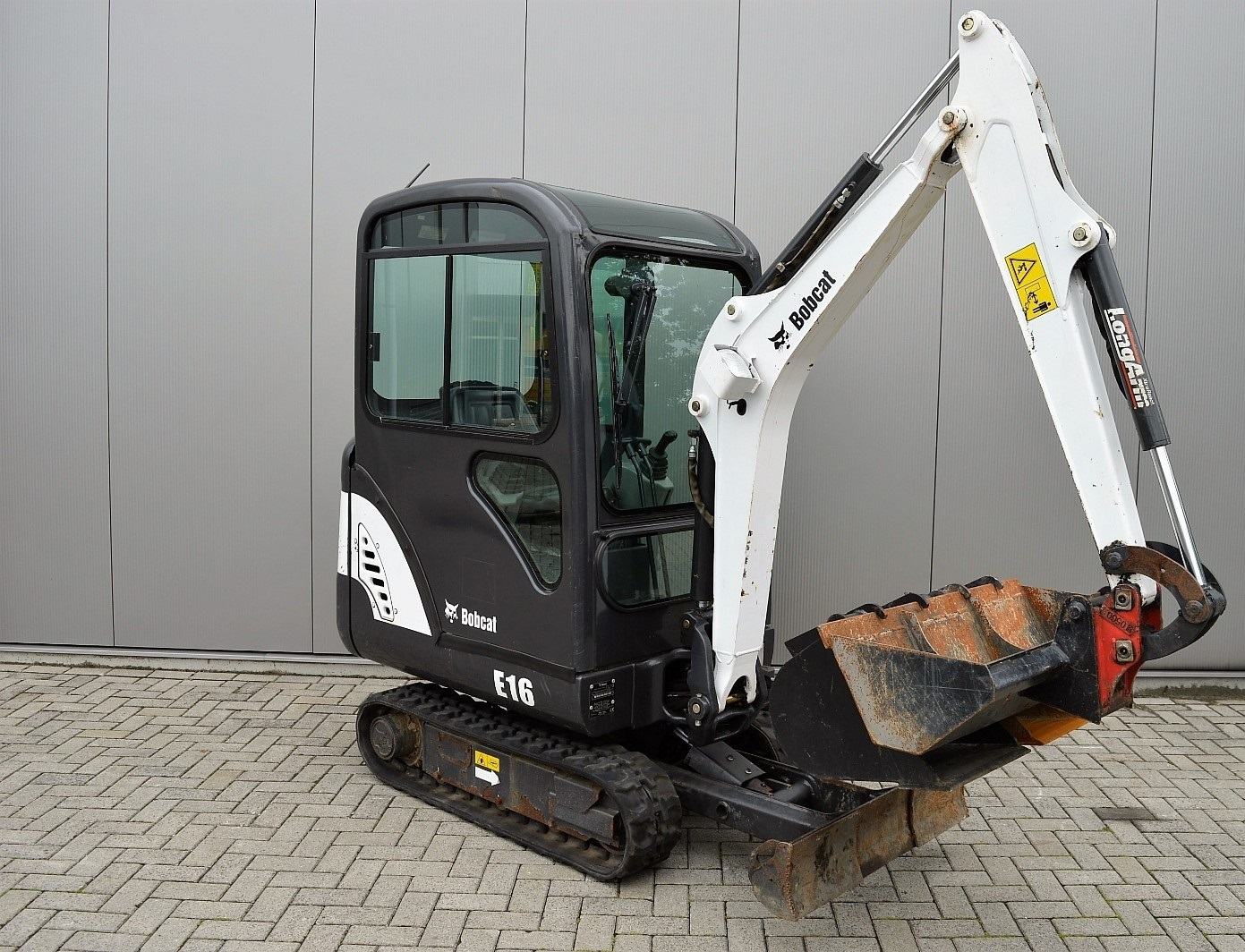 Bobcat E16 Mini bager
