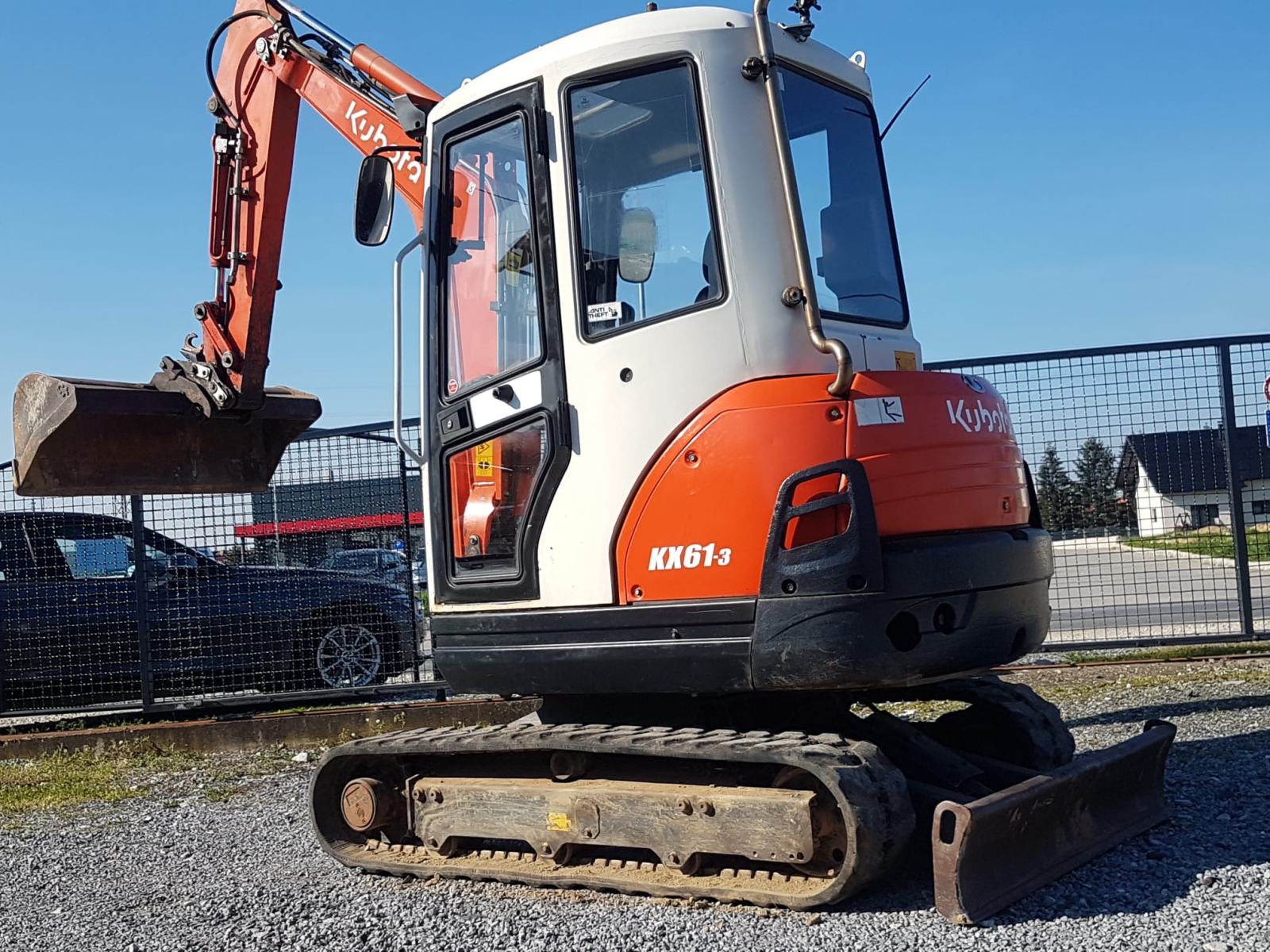 KUPIM MINI BAGER OD 2 do 5 TONA