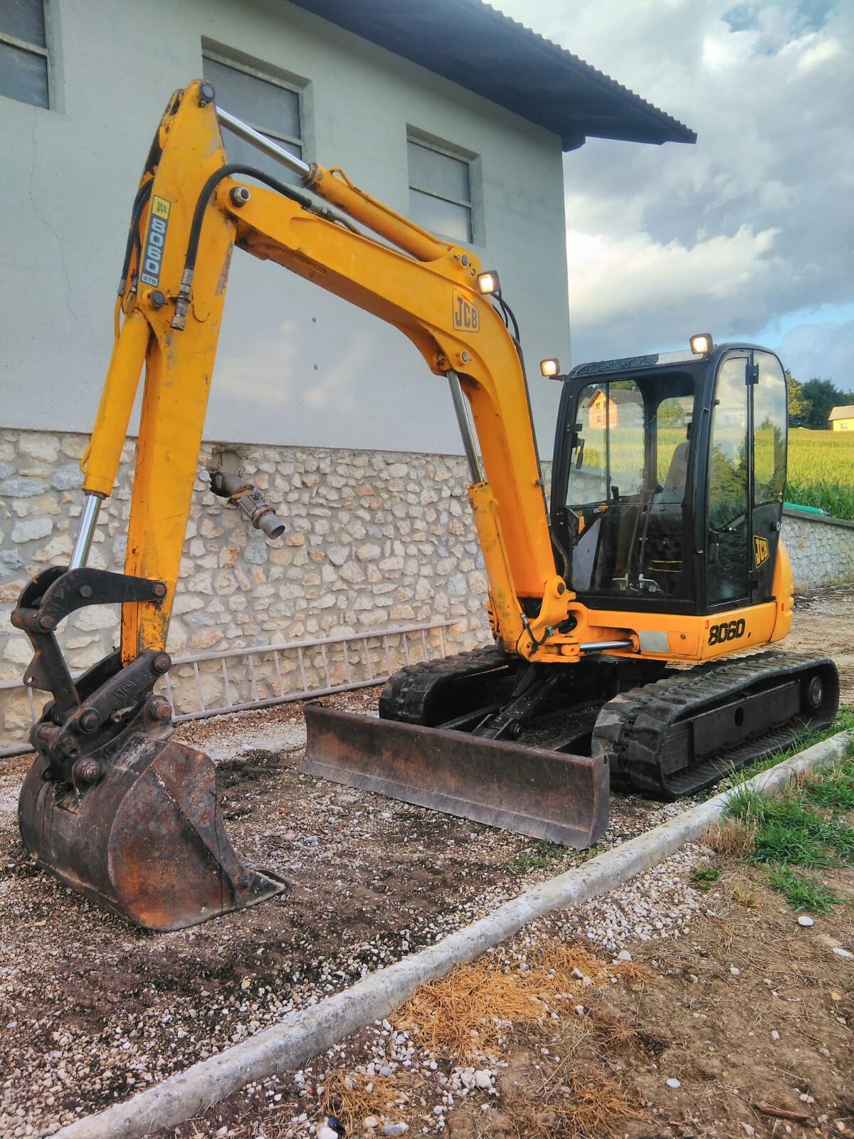 MINI BAGER JCB 8060