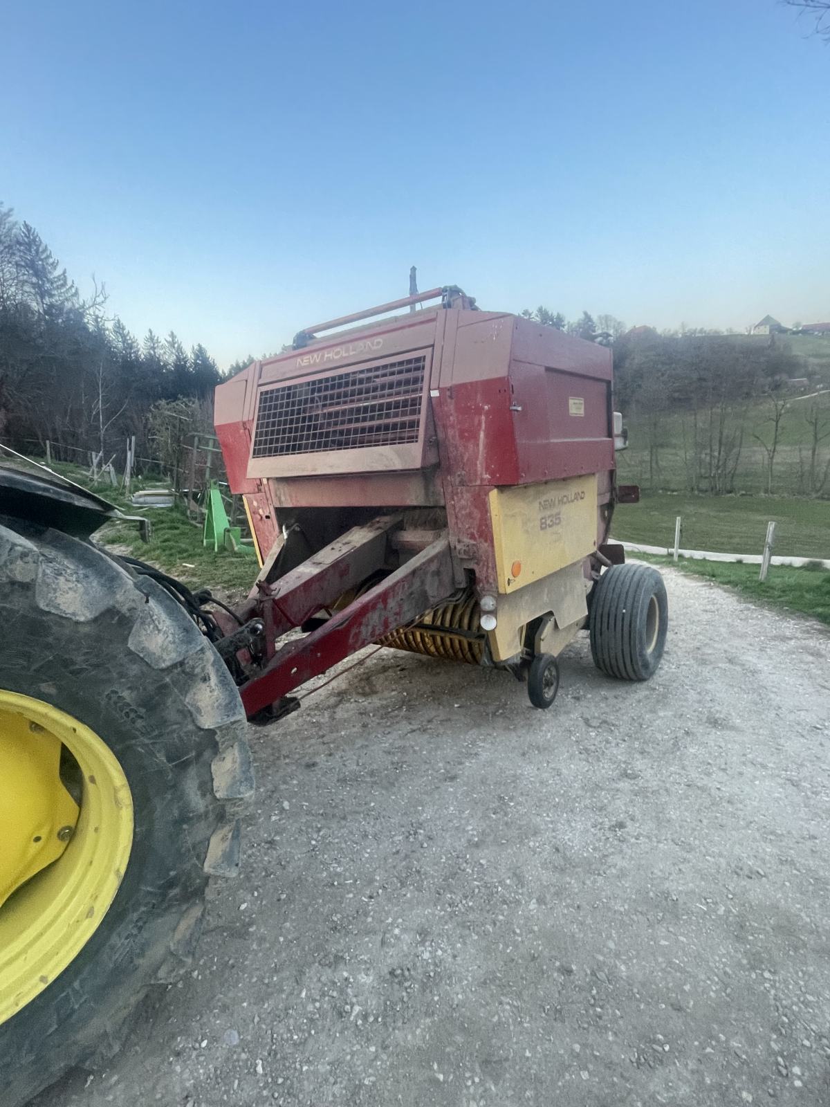 New holland balirka odlicno ispravlena