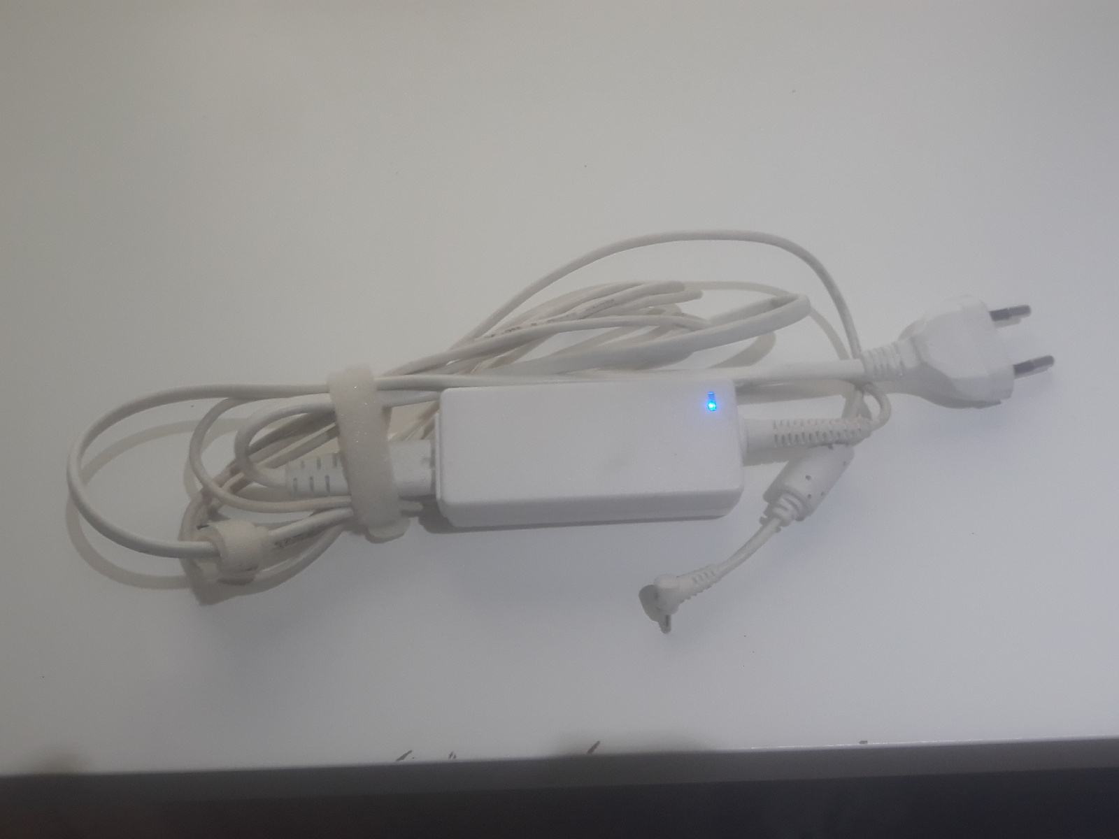 napajalnik za Asus MINI PRENOSNIK