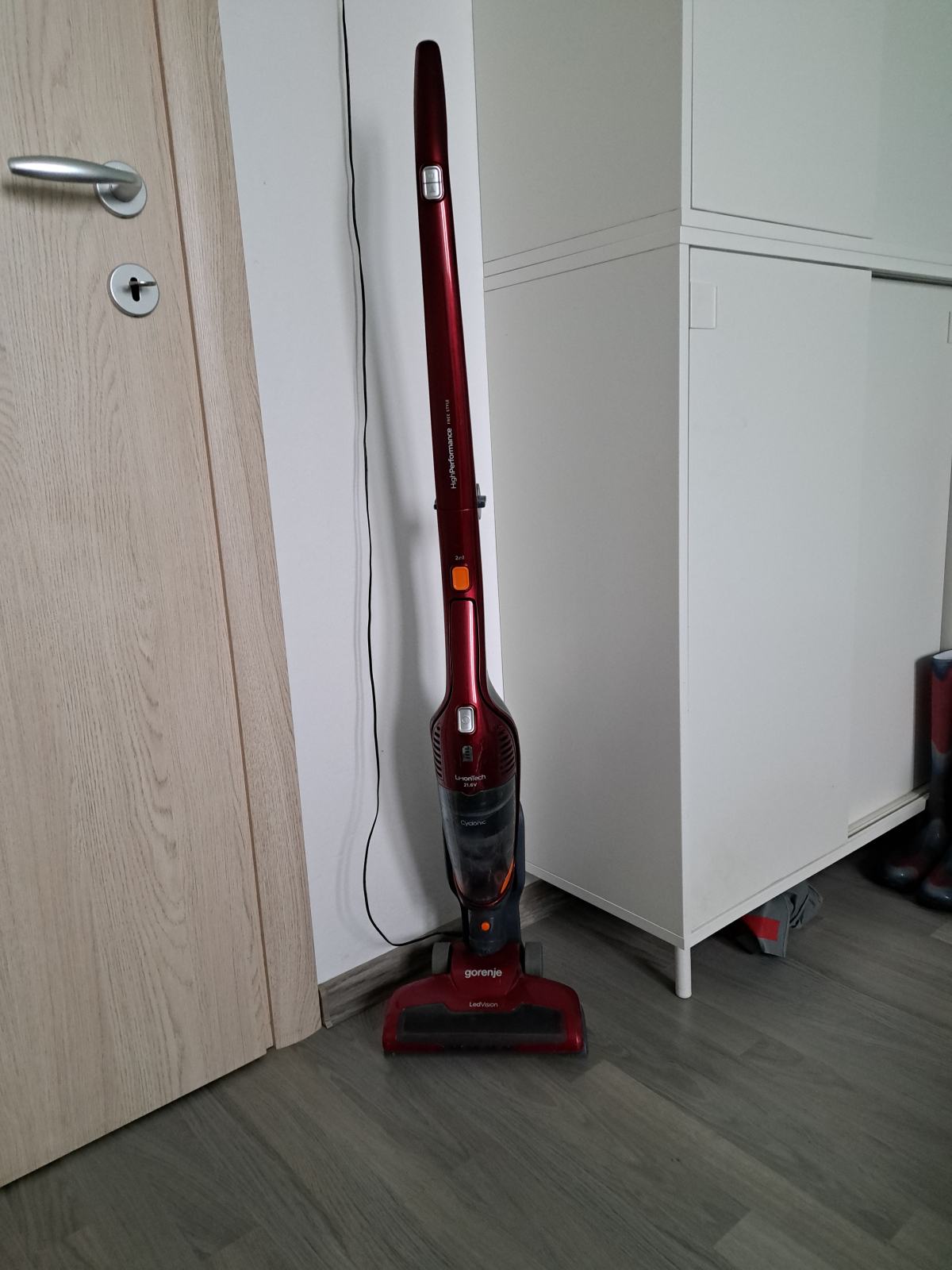 Baterijski sesalnik Gorenje