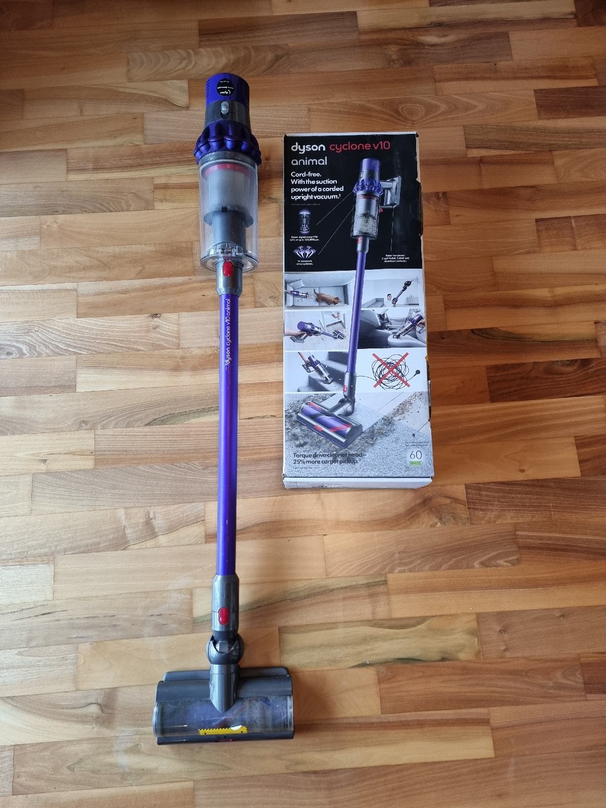 sesalnik dyson v10 cyclone animal