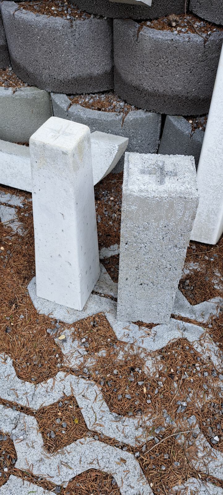 Betonski mejniki, Geodetski mejnik 40 cm