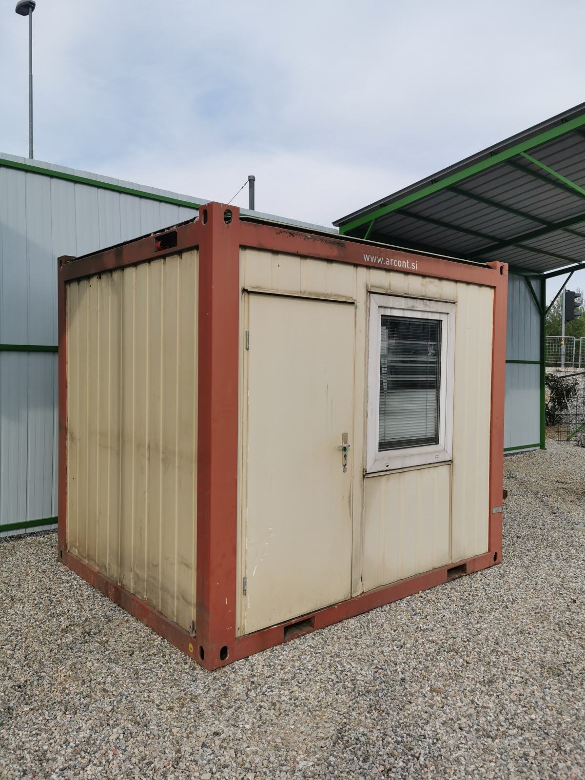 Bivalni kontejner 6,3 m2