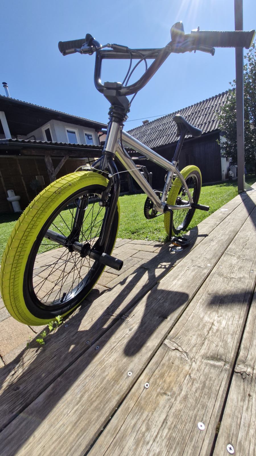 Otroško BMX kolo, odlično ohranjeno