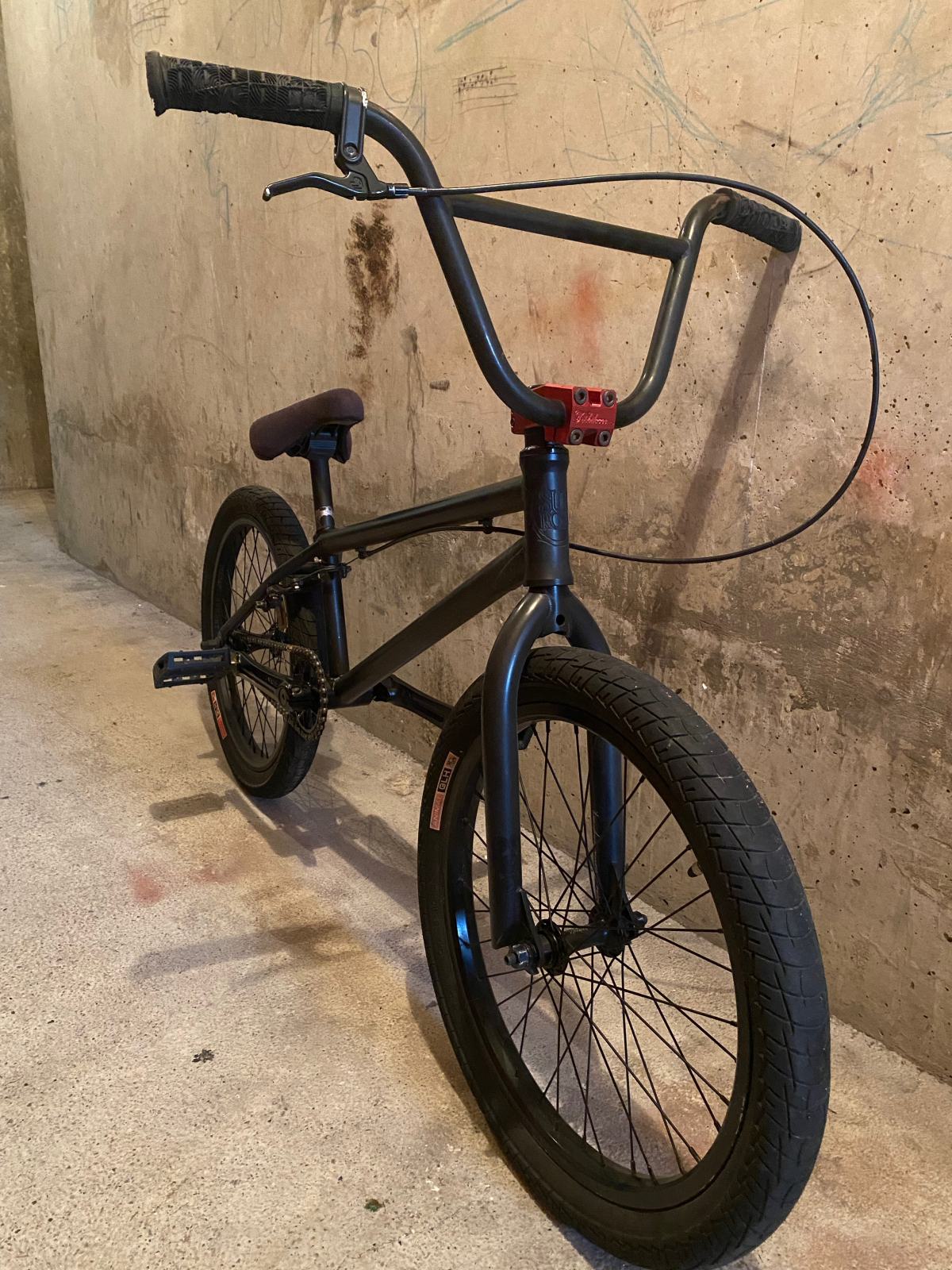 Subrosa Villicus, custom BMX