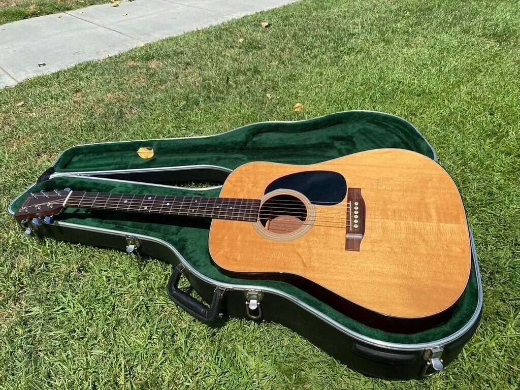 1998 Martin D-18 akustična električna kitara z kovčkom