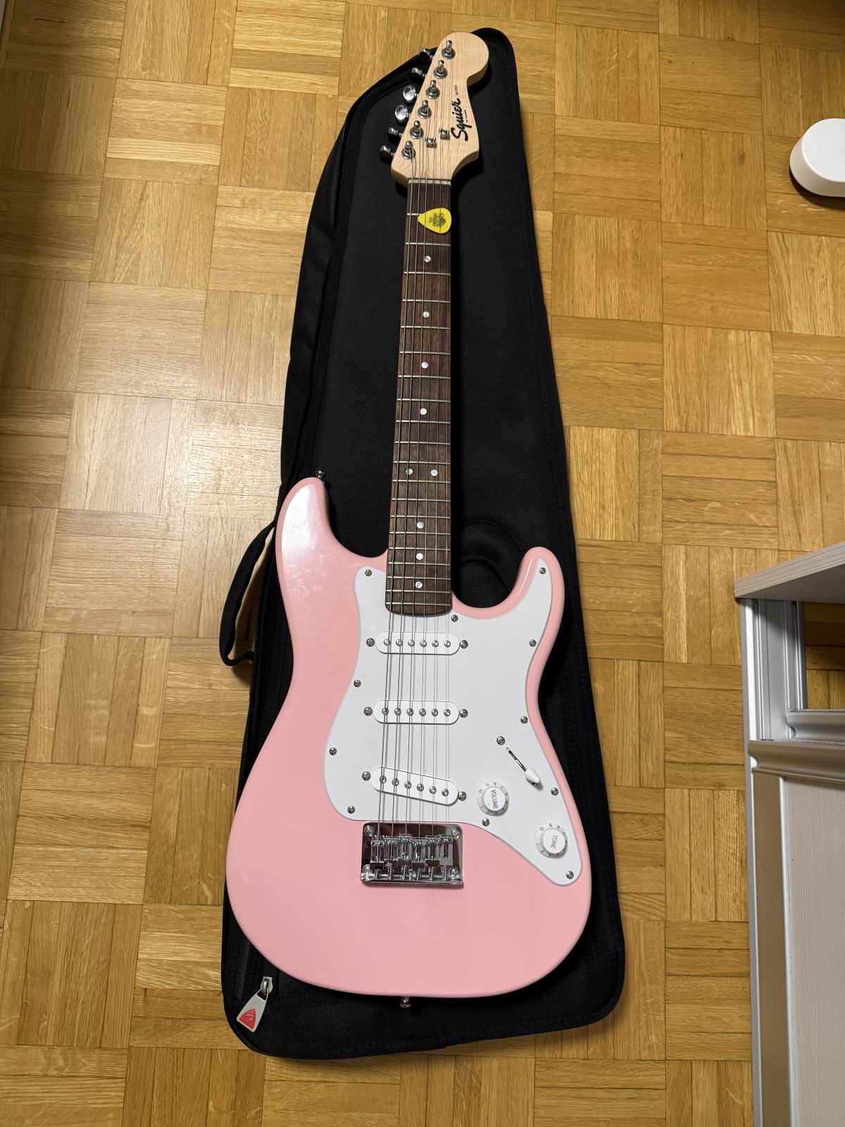 Električna kitara squier mini strat