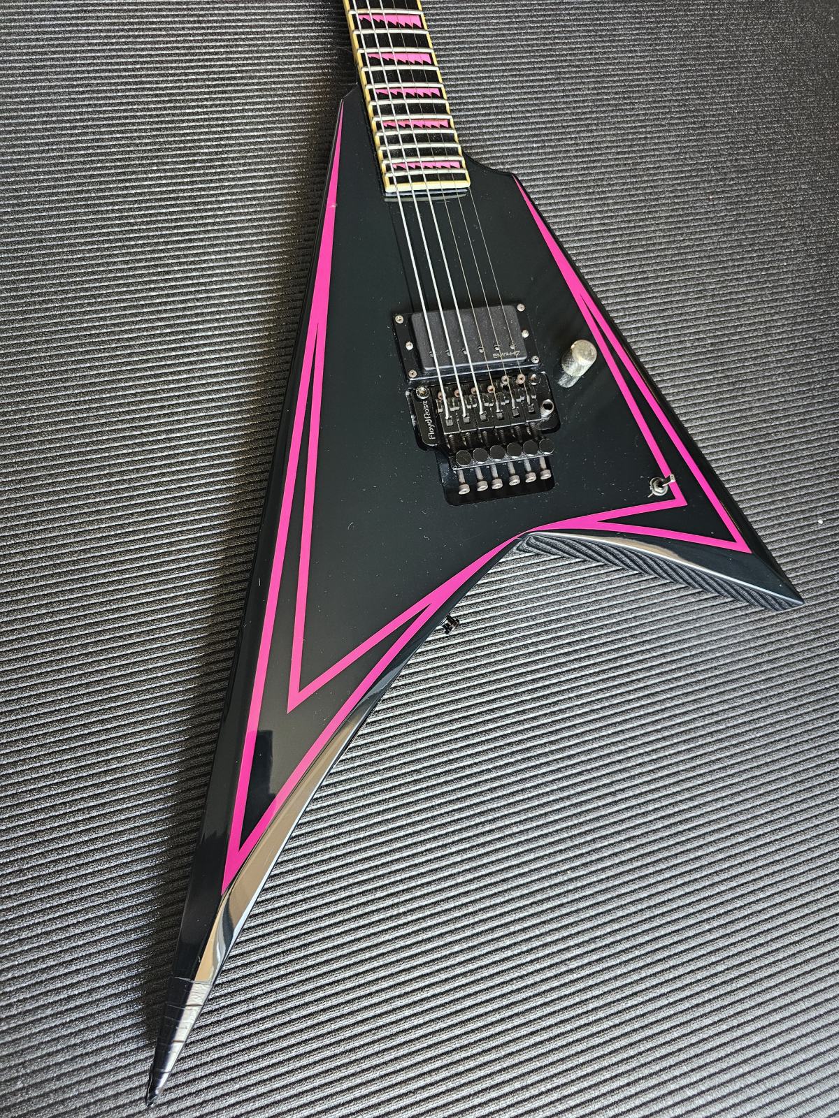 ESP LTD ESP Edwards E-AL-166 Pink Sawtooth Alexi Laiho Signature 2008