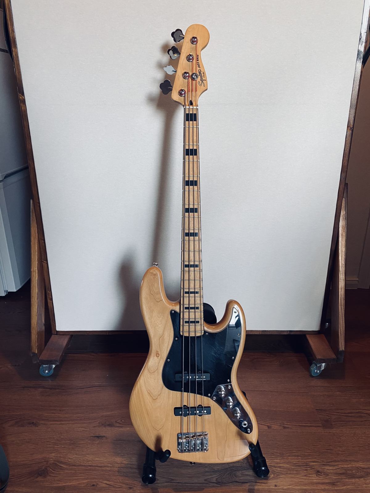 FENDER Squier Vintage Modified Jazz Bass 70s MN Natural