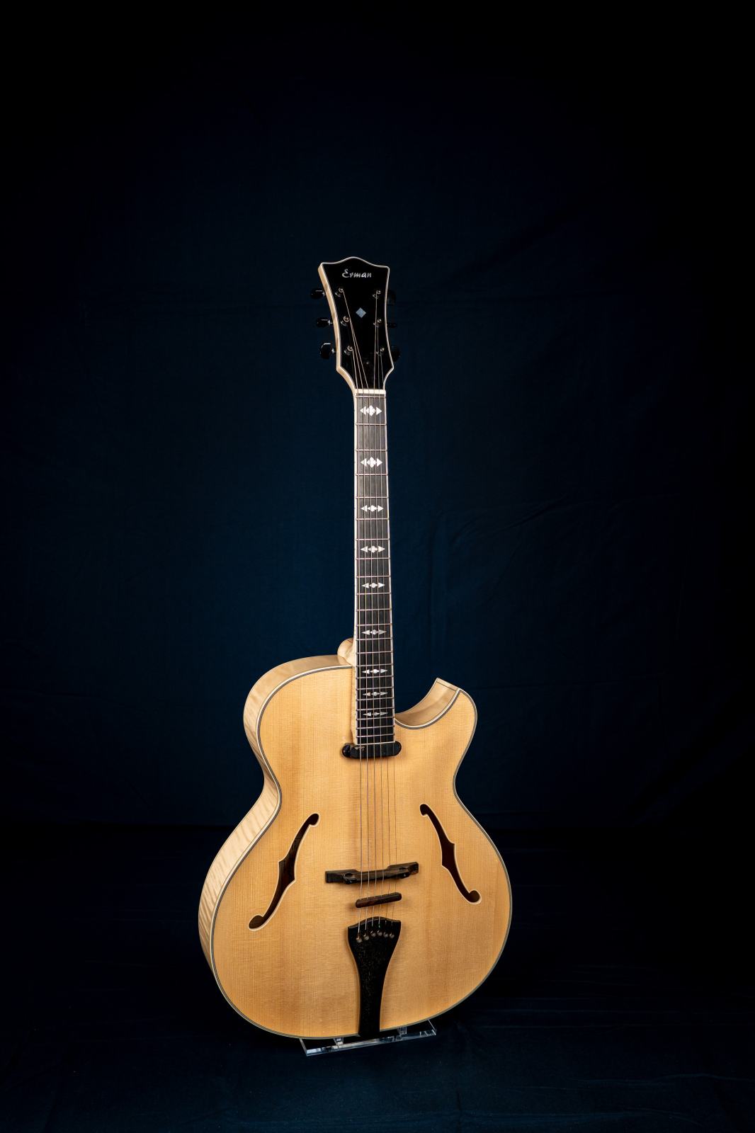 Kitara Erman SSC17