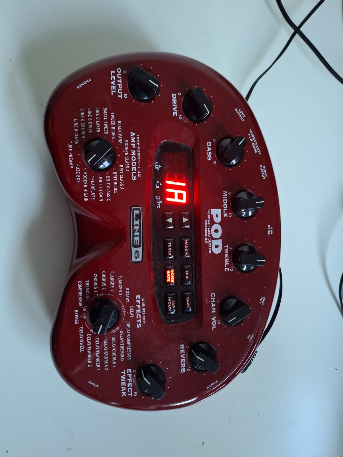 LINE6 POD 2.0 KITARSKI MULTIEFEKT AMP SIMULATOR
