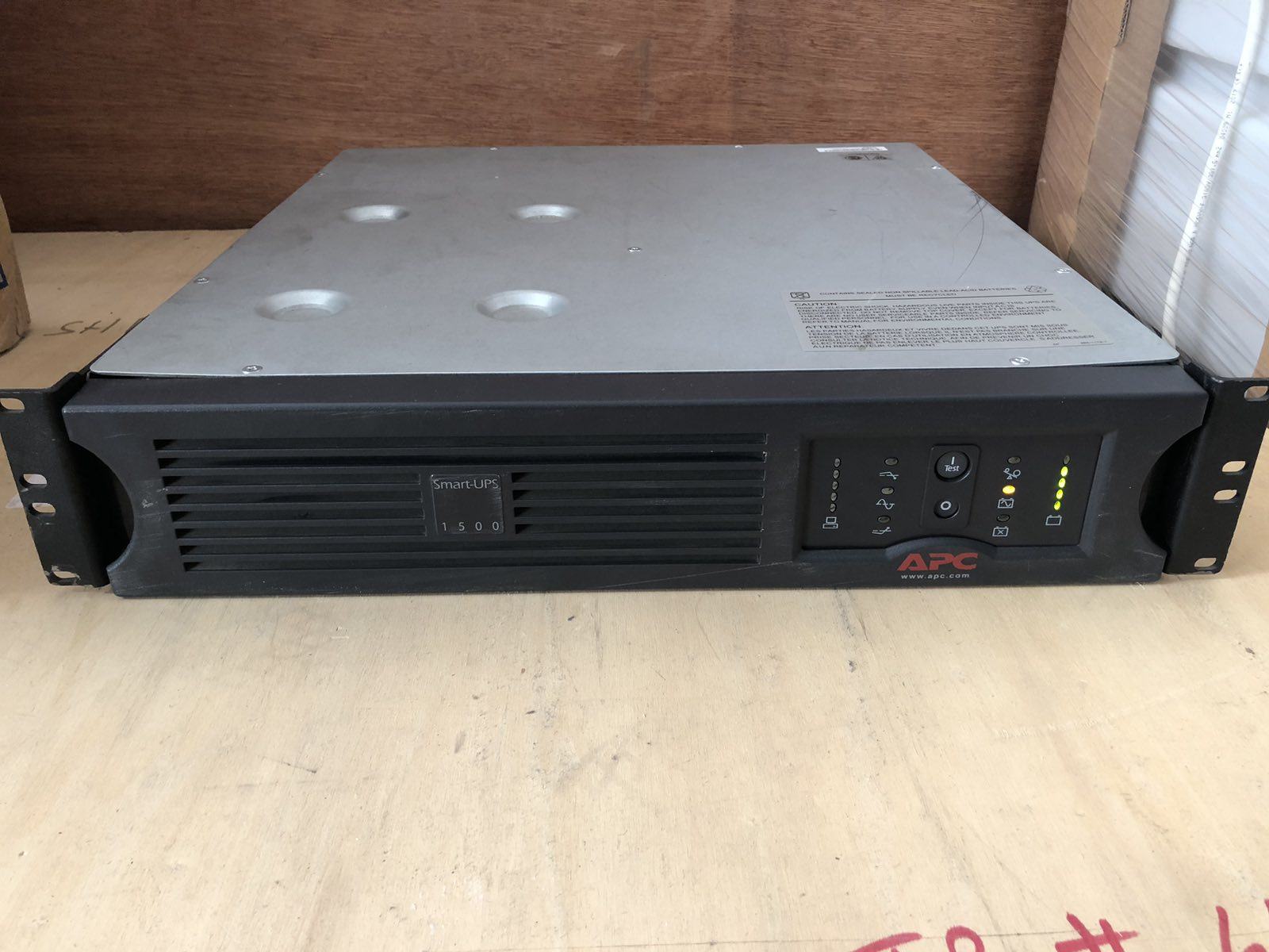 APC Smart UPS 1500VA 2U Rack DLA1500RMI2U