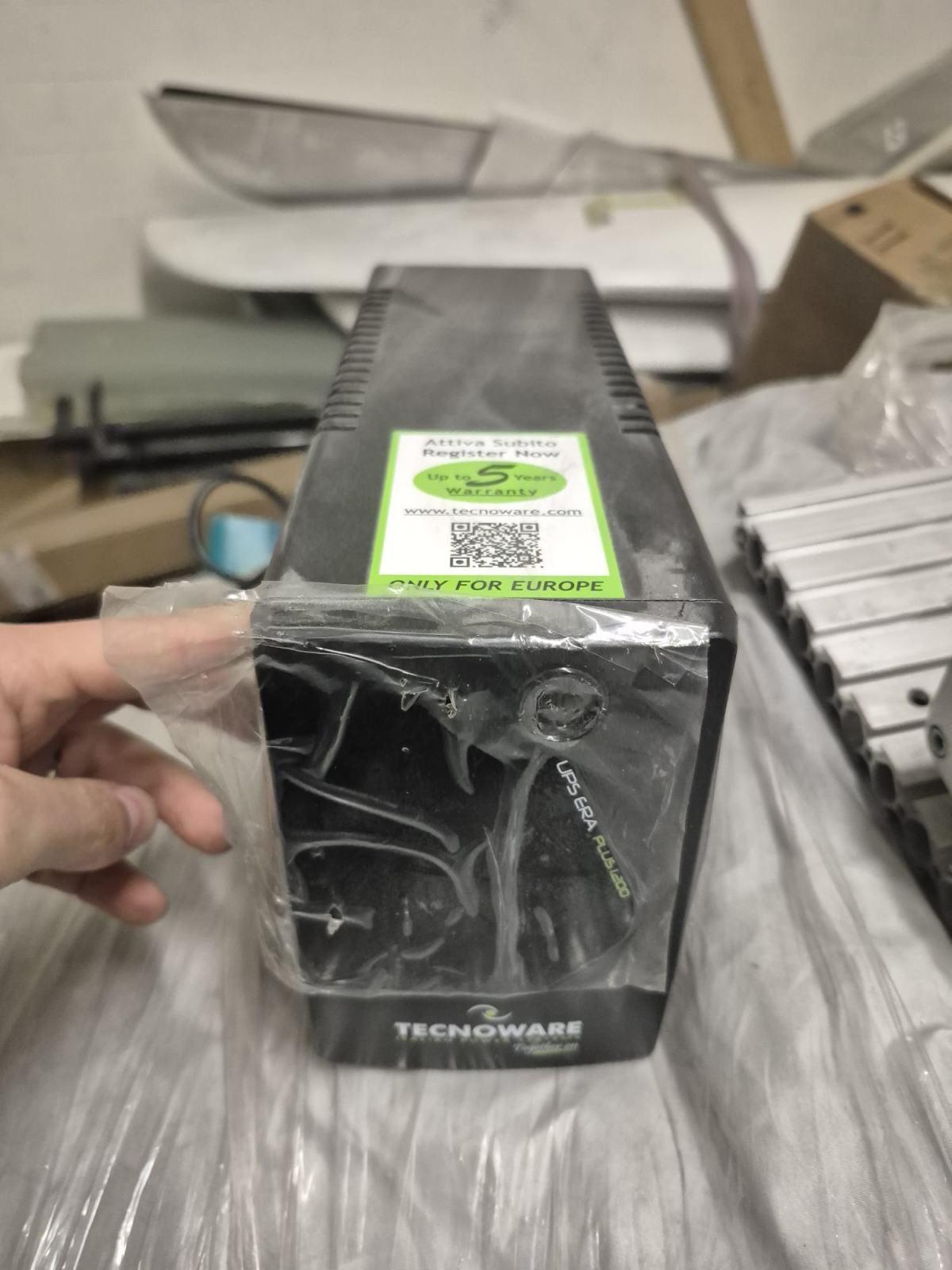 Tecnoware UPS ERA PLUS 1.200 – brezprekinitveno napajanje