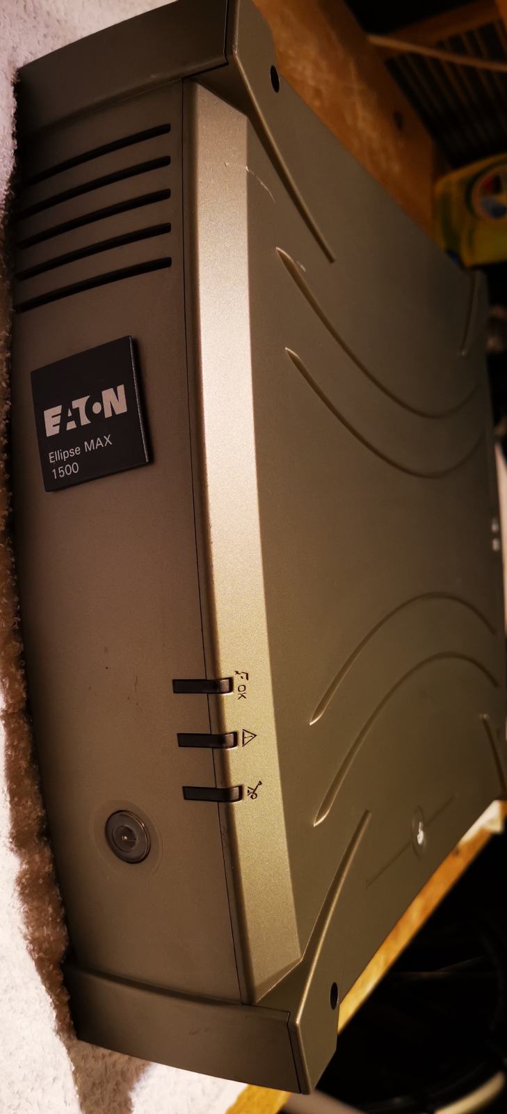UPS ETN Elipse 1500 inverter zaščita