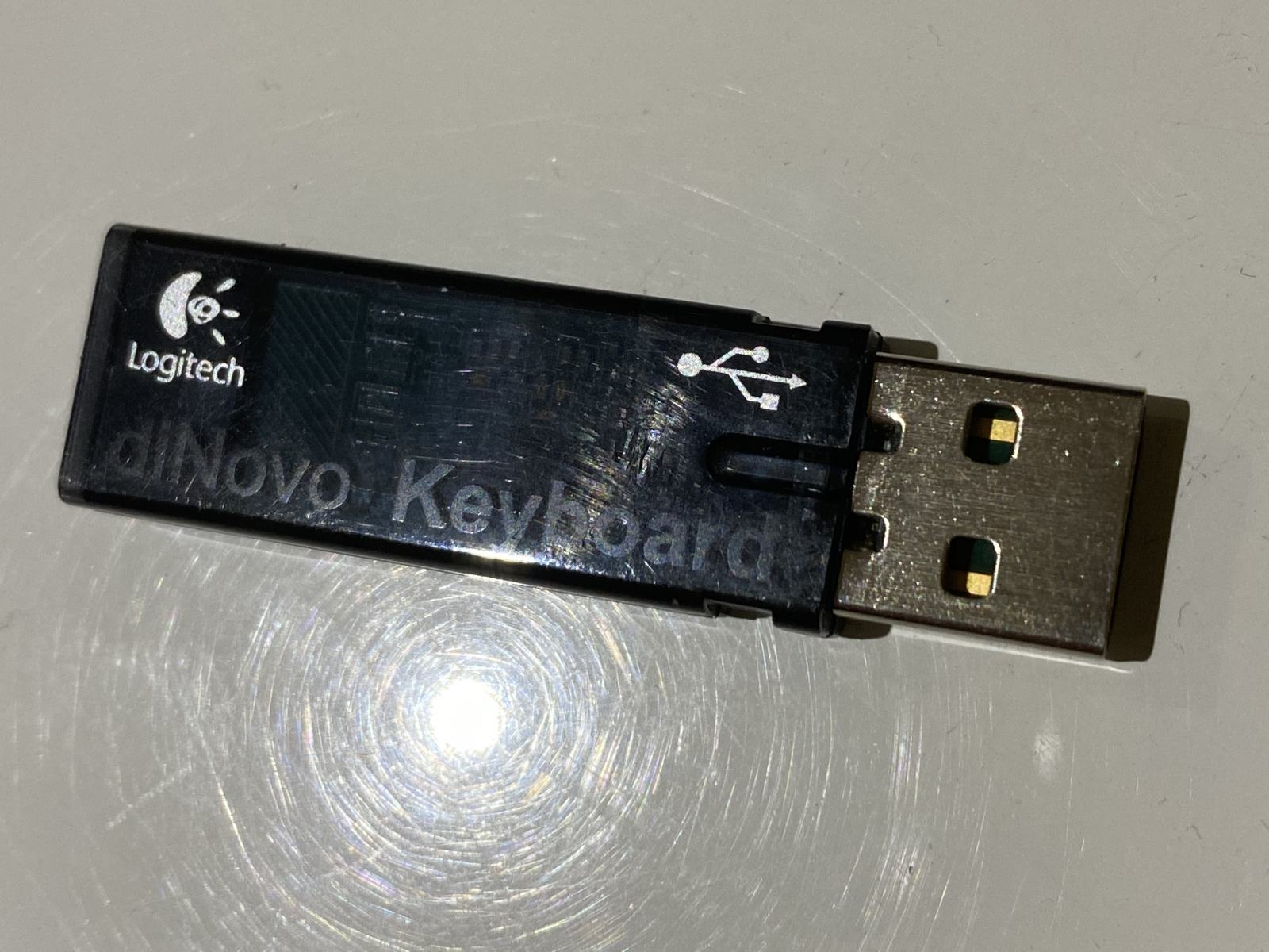 USB Logitech DiNovo keyboard C-UBC34