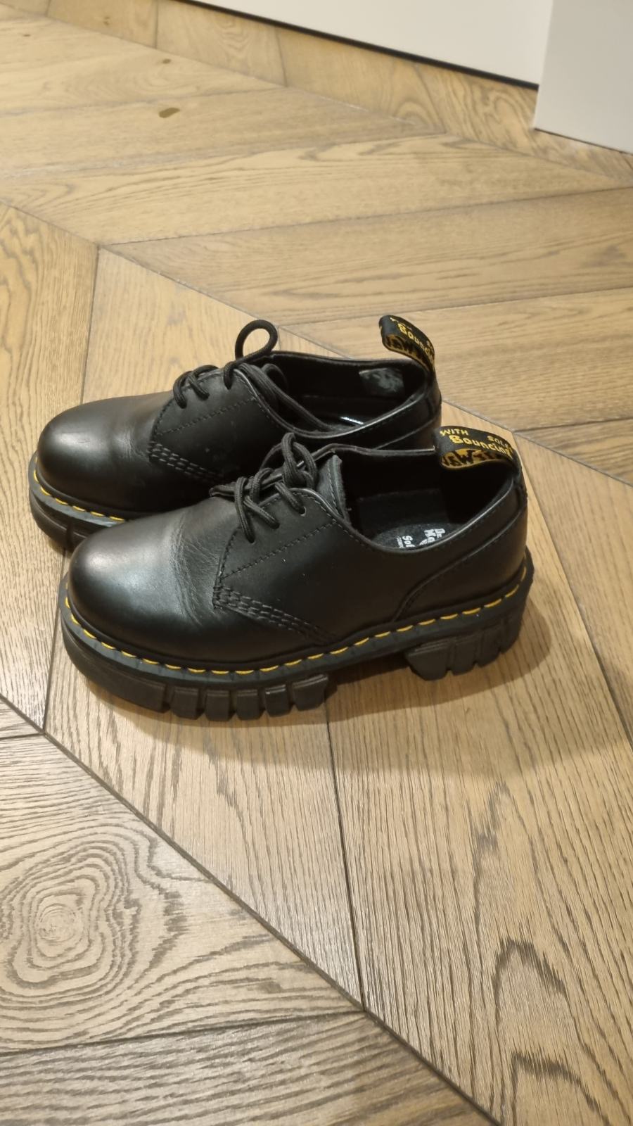 Dr. Martens AUDRICK 3-EYE čevlje prodam