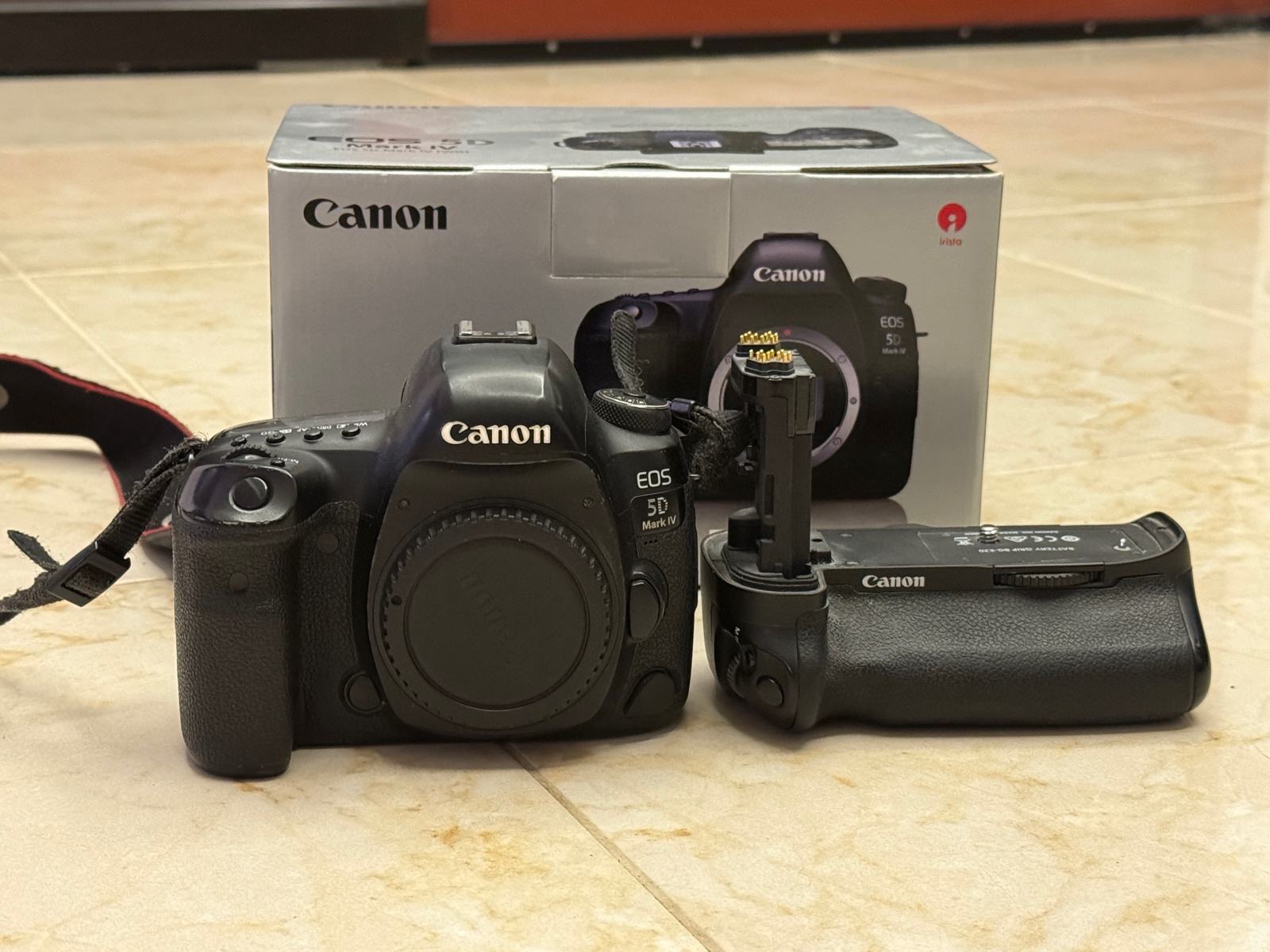 Canon 5d mk IV plus originalen grip