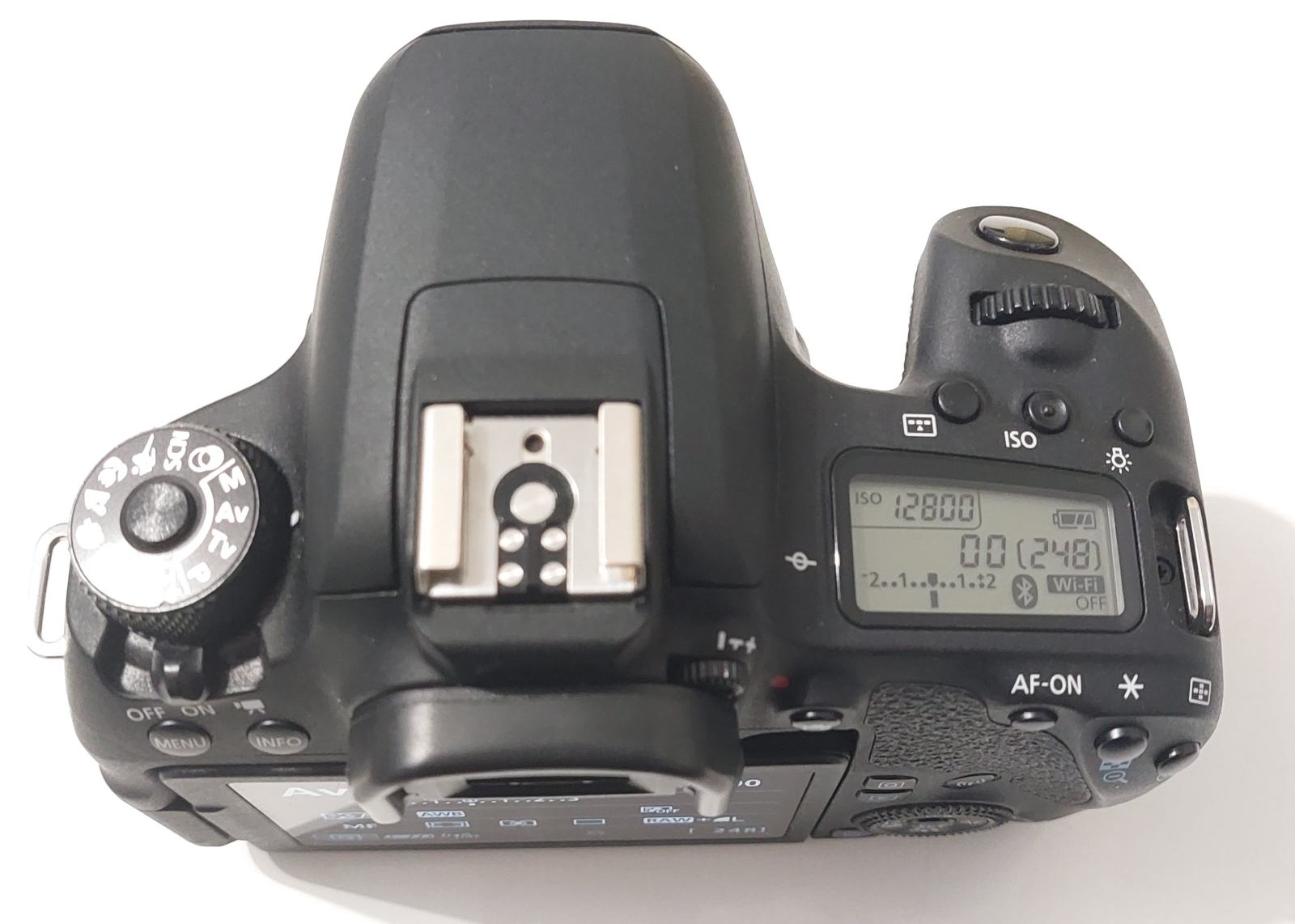 Canon EOS 77D (body)