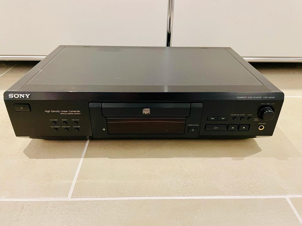Sony CDP-XE530 CD Player