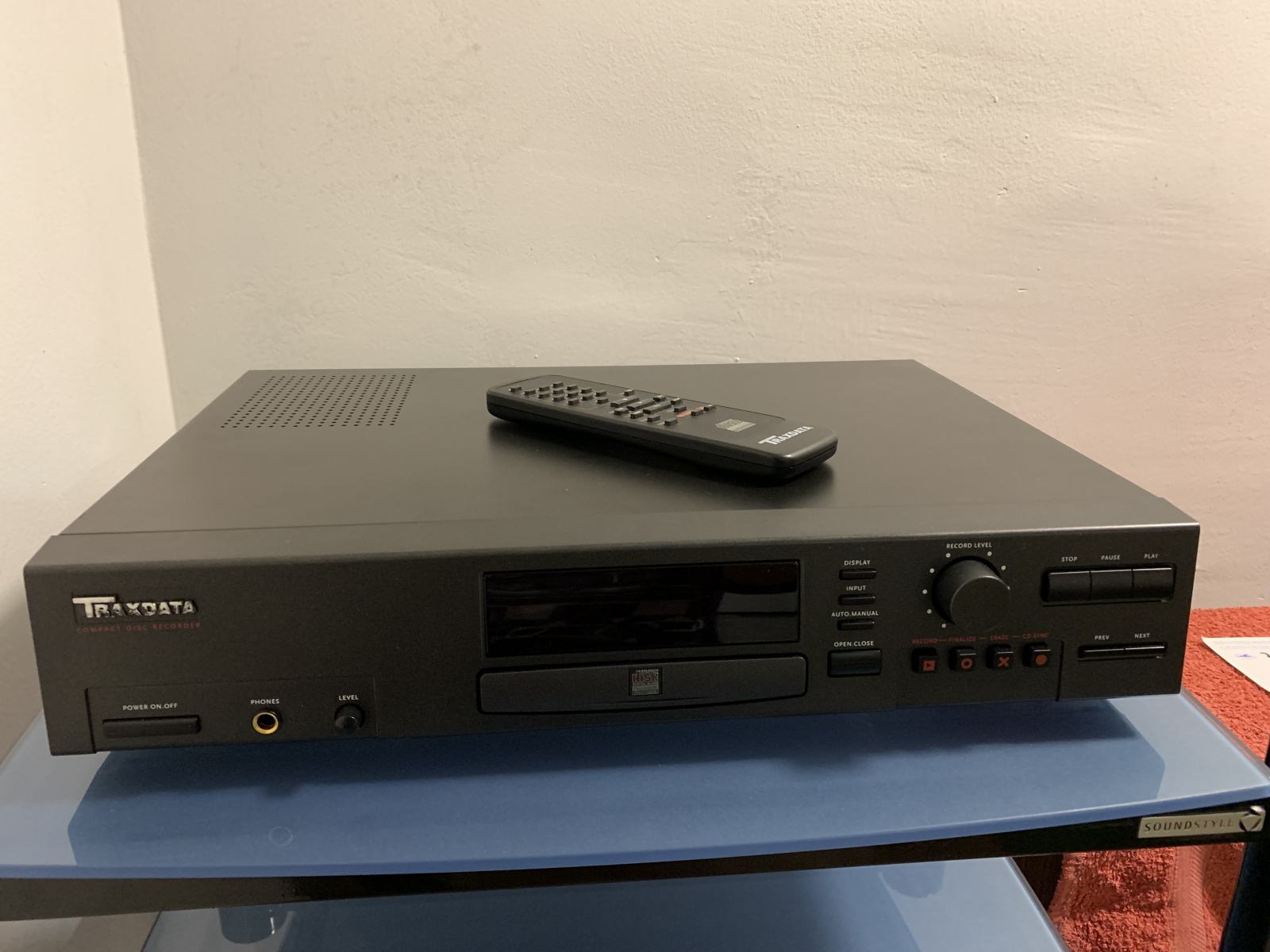 TRAXDATA TRAXAUDIO 900 CD-RECORDER PLAYER