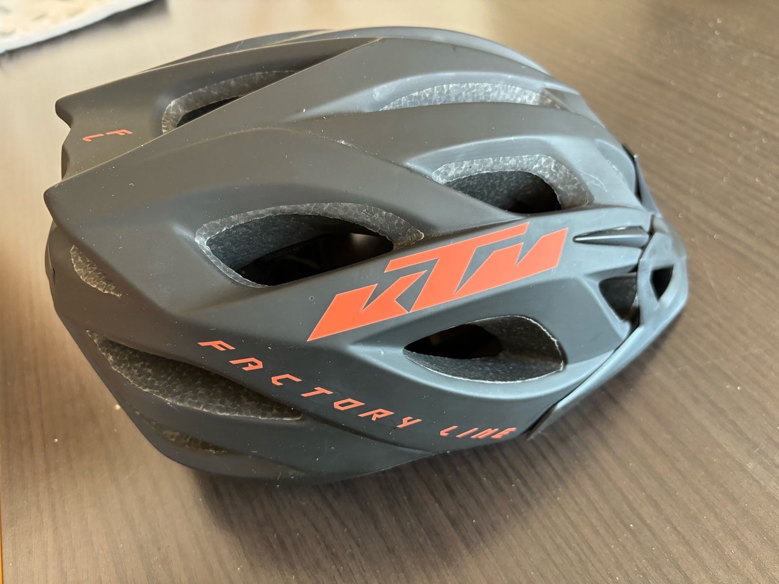 KTM čelada Factory LINE vel M