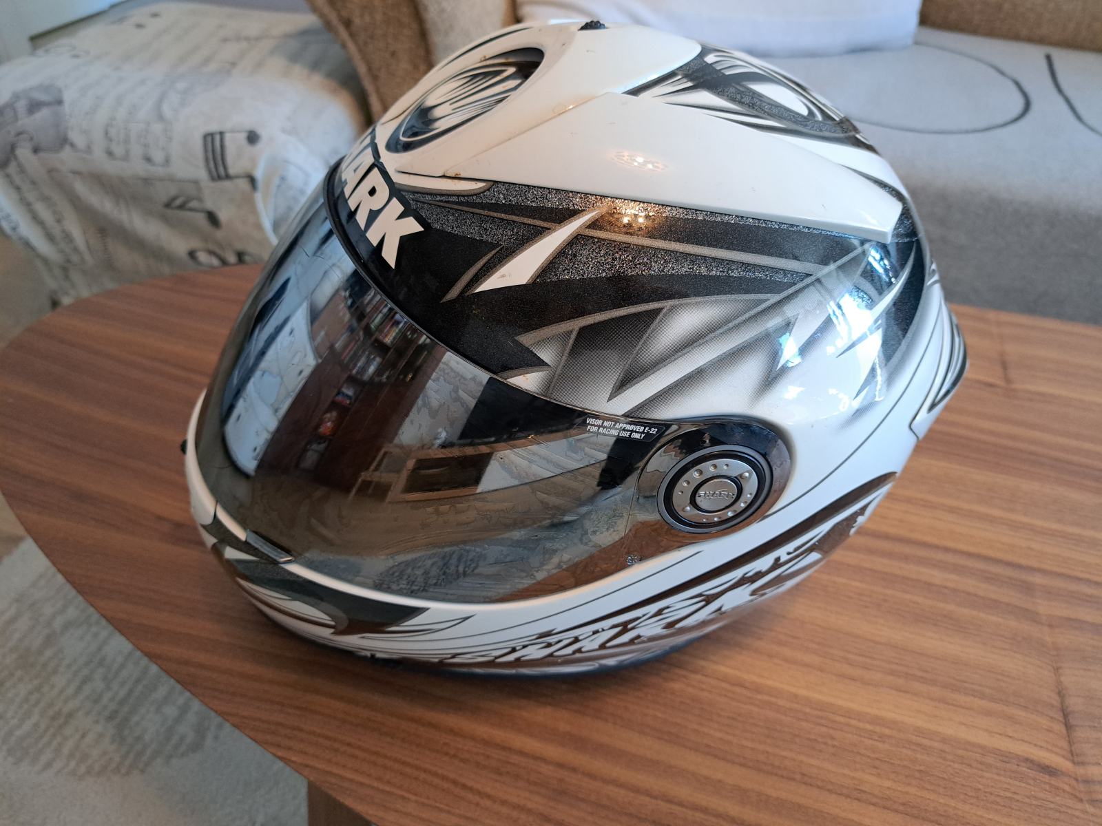 Shark Race Nexus RSF-2 motoristična čelada vel. L