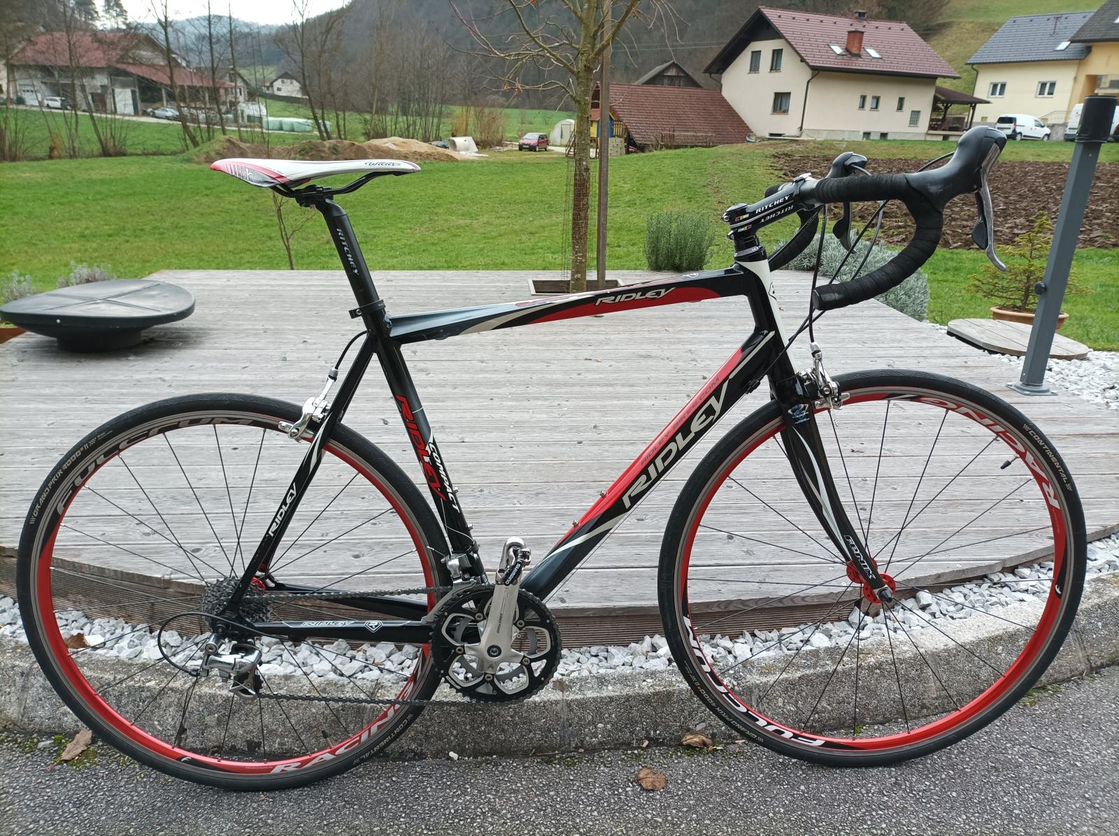 Cestno kolo RIDLEY COMPACT