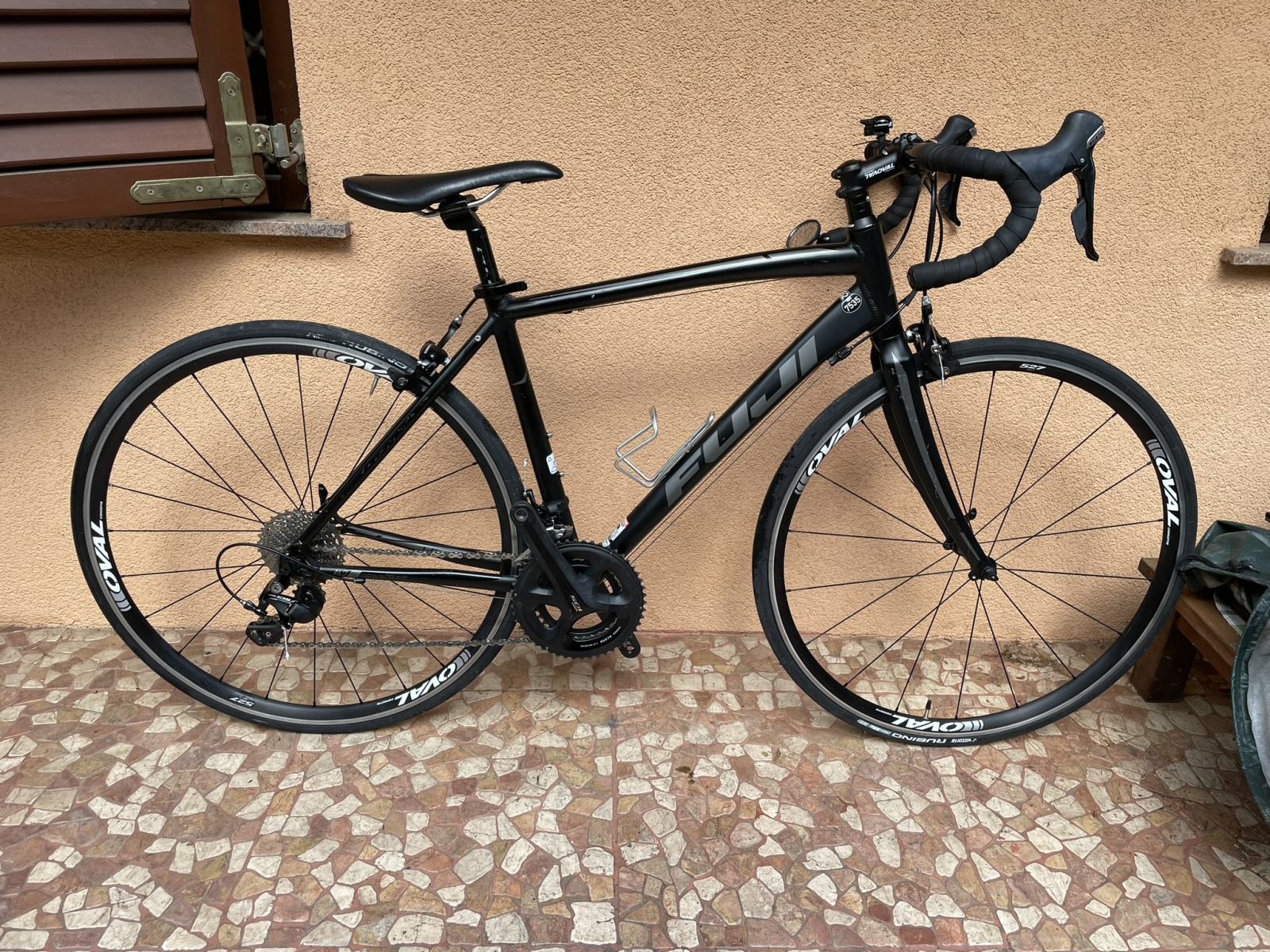 FUJI-Sportif-Shimano 105 (razlicne dimenzije okvirja)