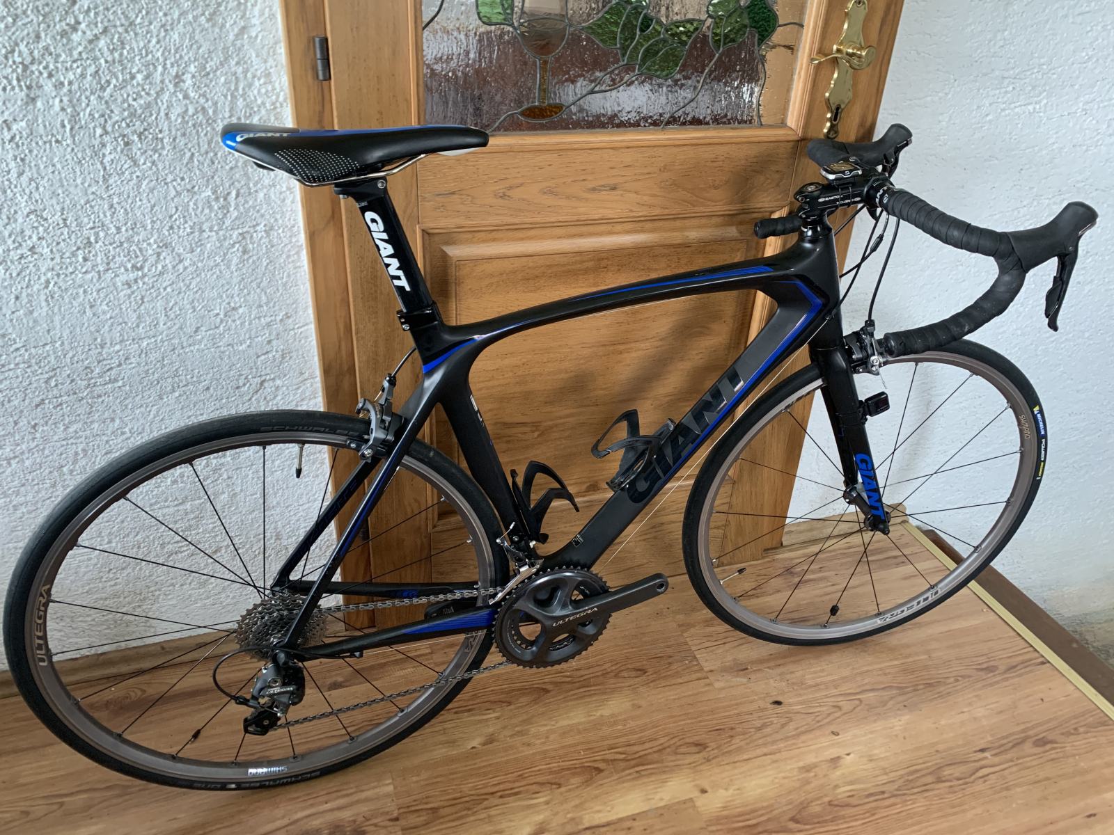 Giant Composite I Carbon