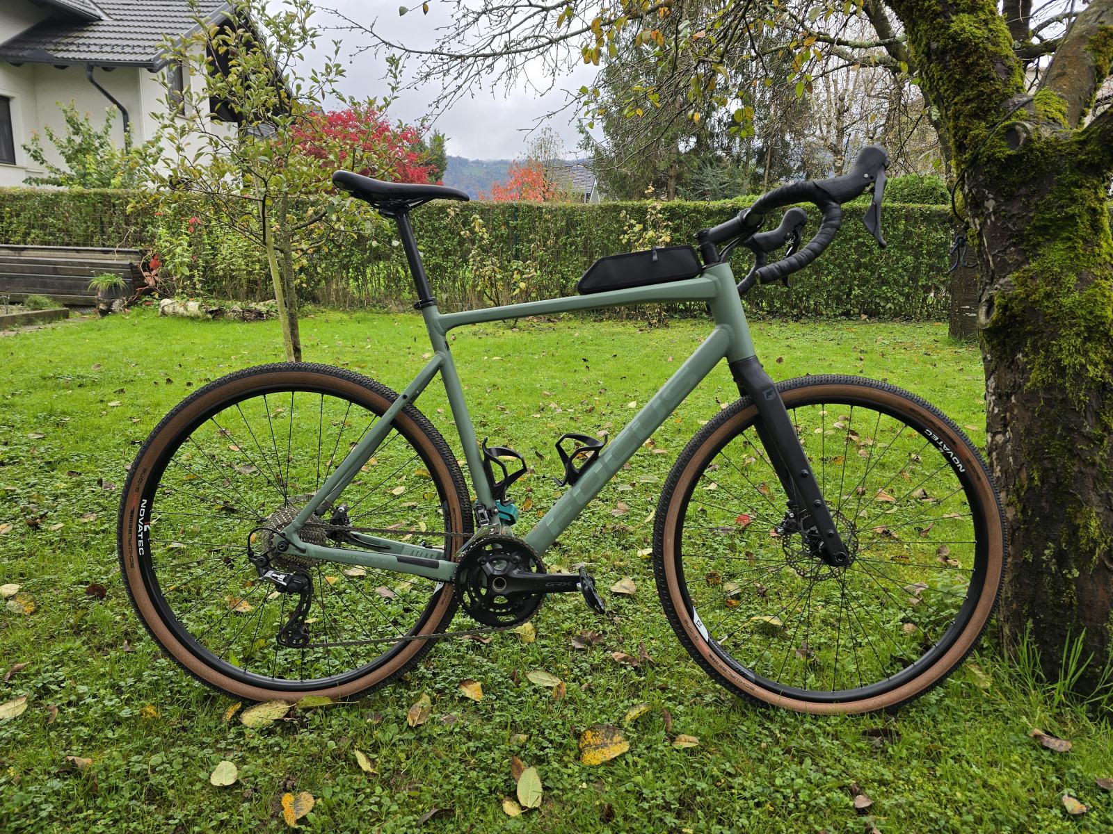 Gravel kolo Focus Atlas 6.8 XL 2023